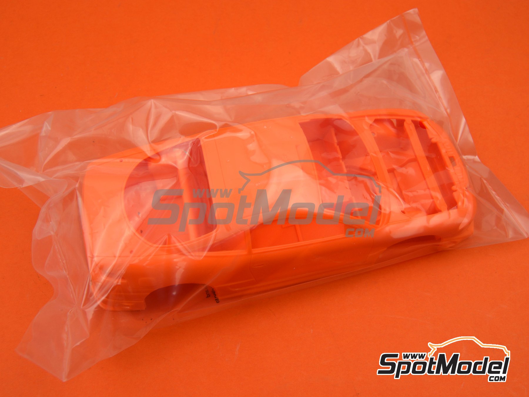 AMT 1089: Car scale model kit 1/25 scale - Mitsubishi Eclipse 1995 (ref ...