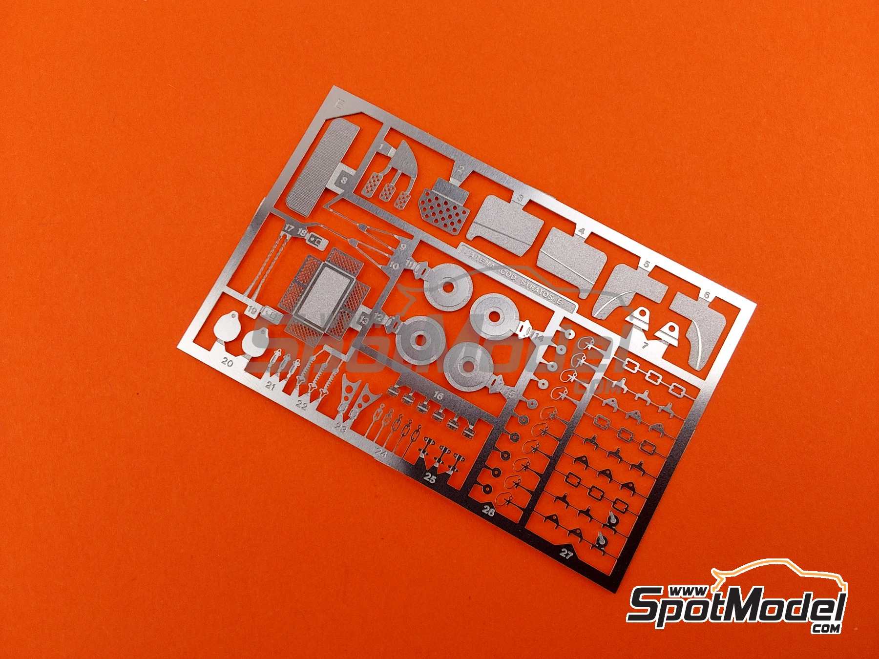 Arena Modelli ARE1041: Car scale model kit 1/43 scale - Lancia Stratos ...