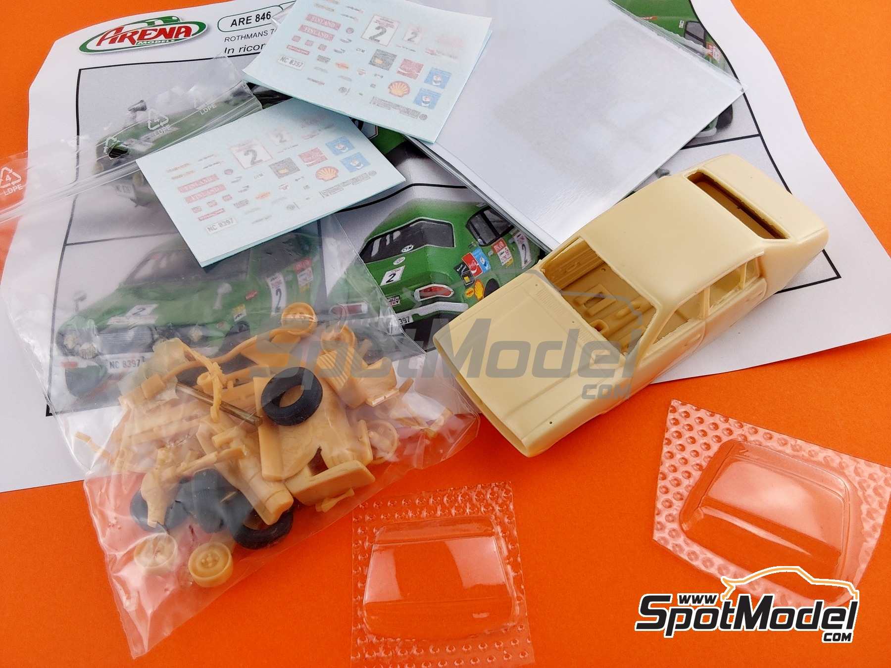 Arena Modelli ARE846: Car scale model kit 1/43 scale - Datsun Sunny 120 ...