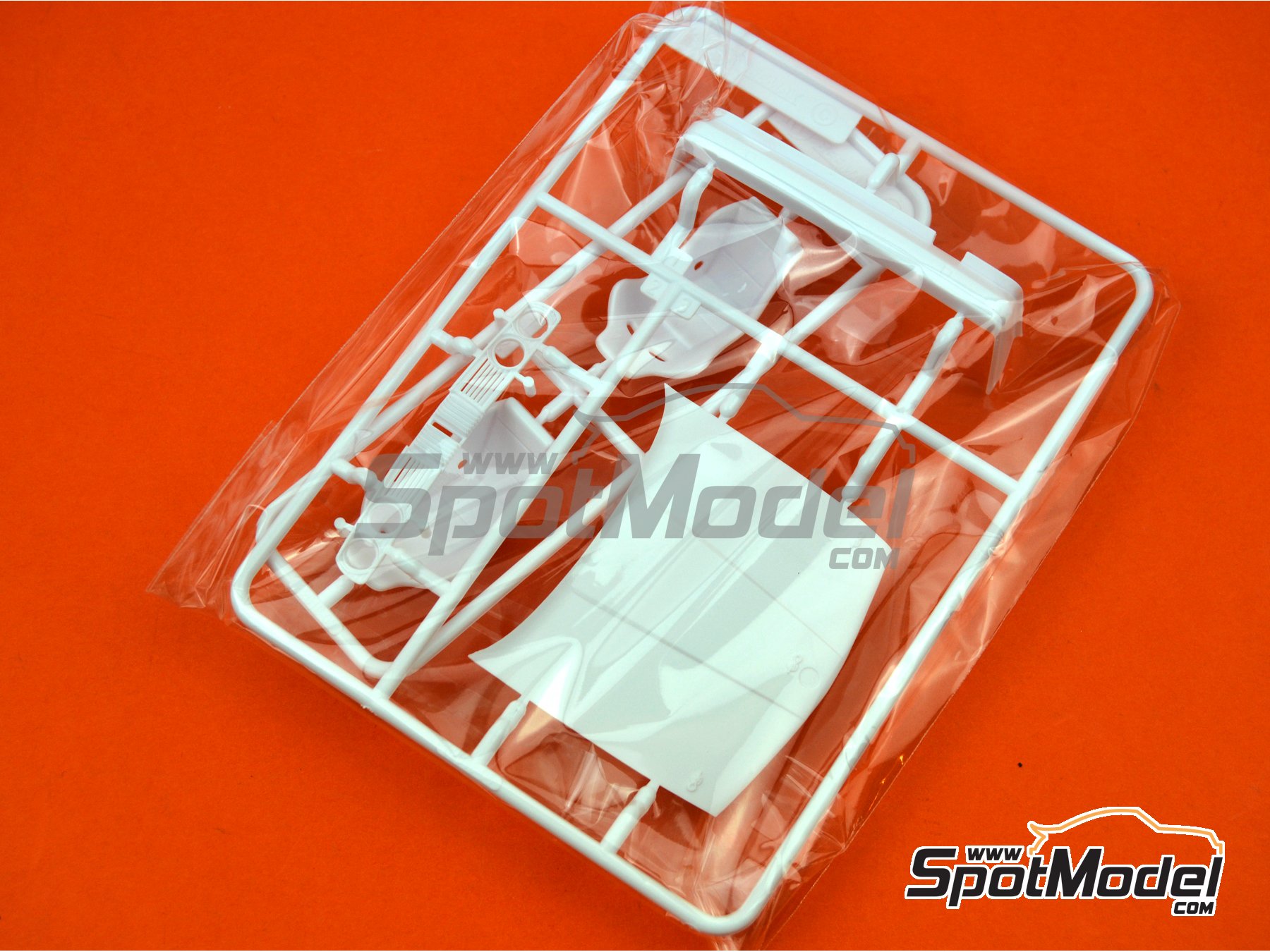 Beemax Model Kits B24016-SPRUE-C-G: Spare part 1/24 scale - BMW M3 E30 ...