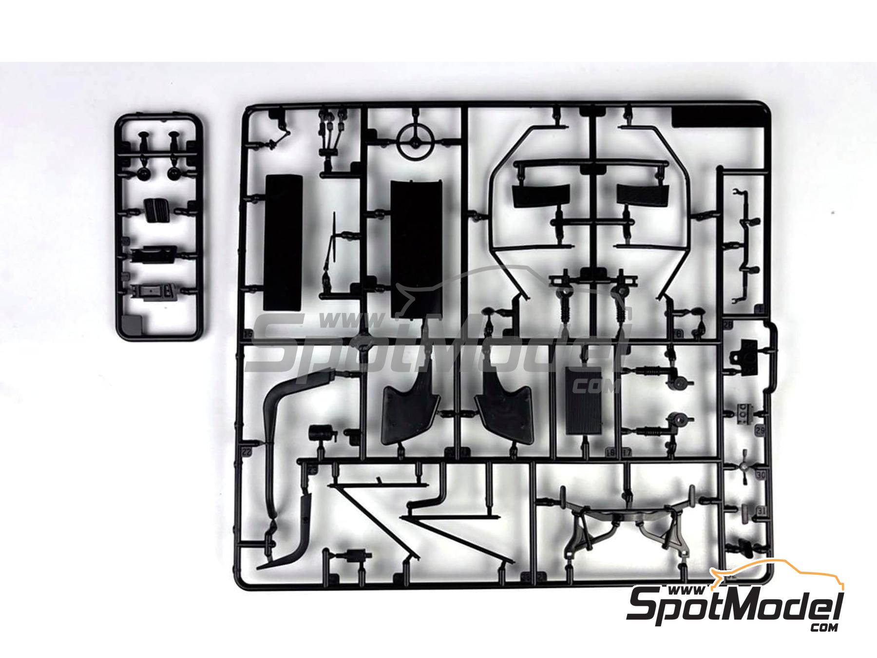 Beemax Model Kits BX24028: Car scale model kit 1/24 scale - BMW 320 E21 ...