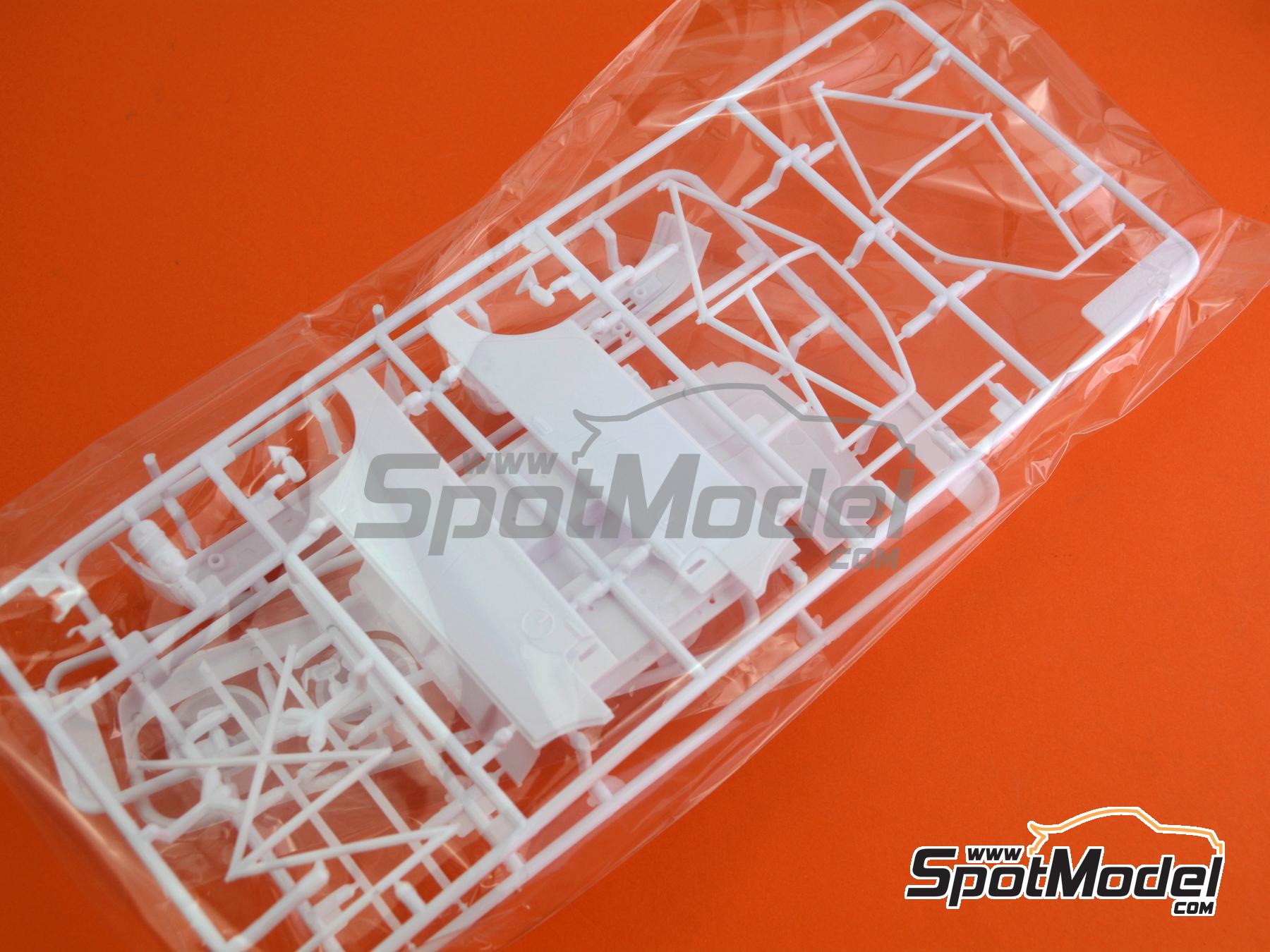 Beemax Model Kits BX24031: Car scale model kit 1/24 scale - Toyota ...