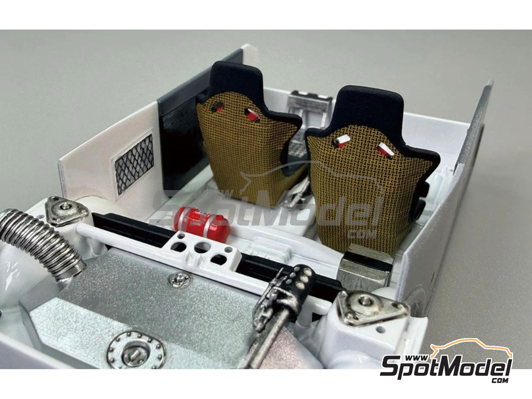 Beemax Model Kits BX24065: Car scale model kit 1/24 scale - Toyota ...