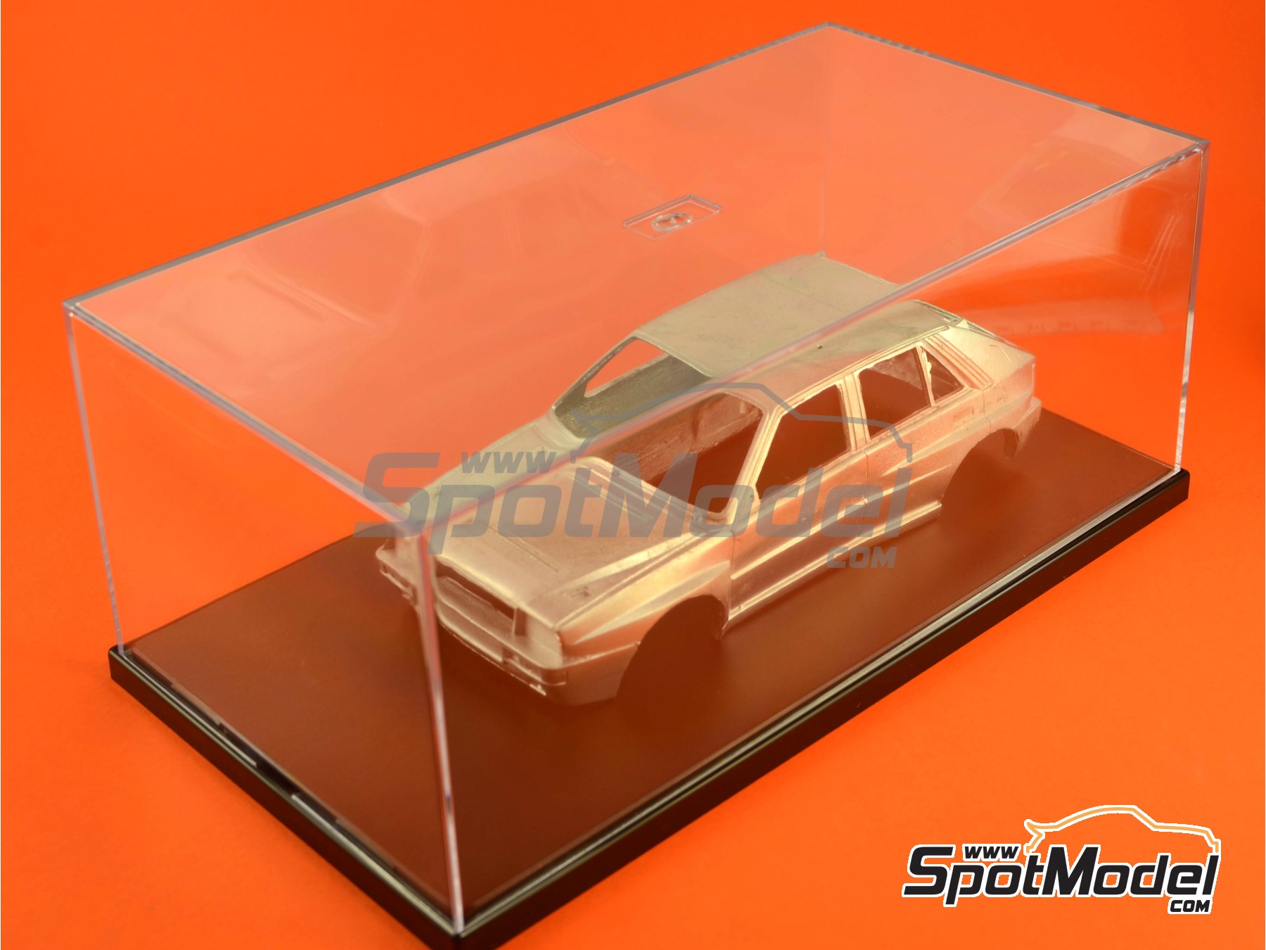 Belkits BELACC001: Display case 1/24 scale Display case for 1/24 scale ...