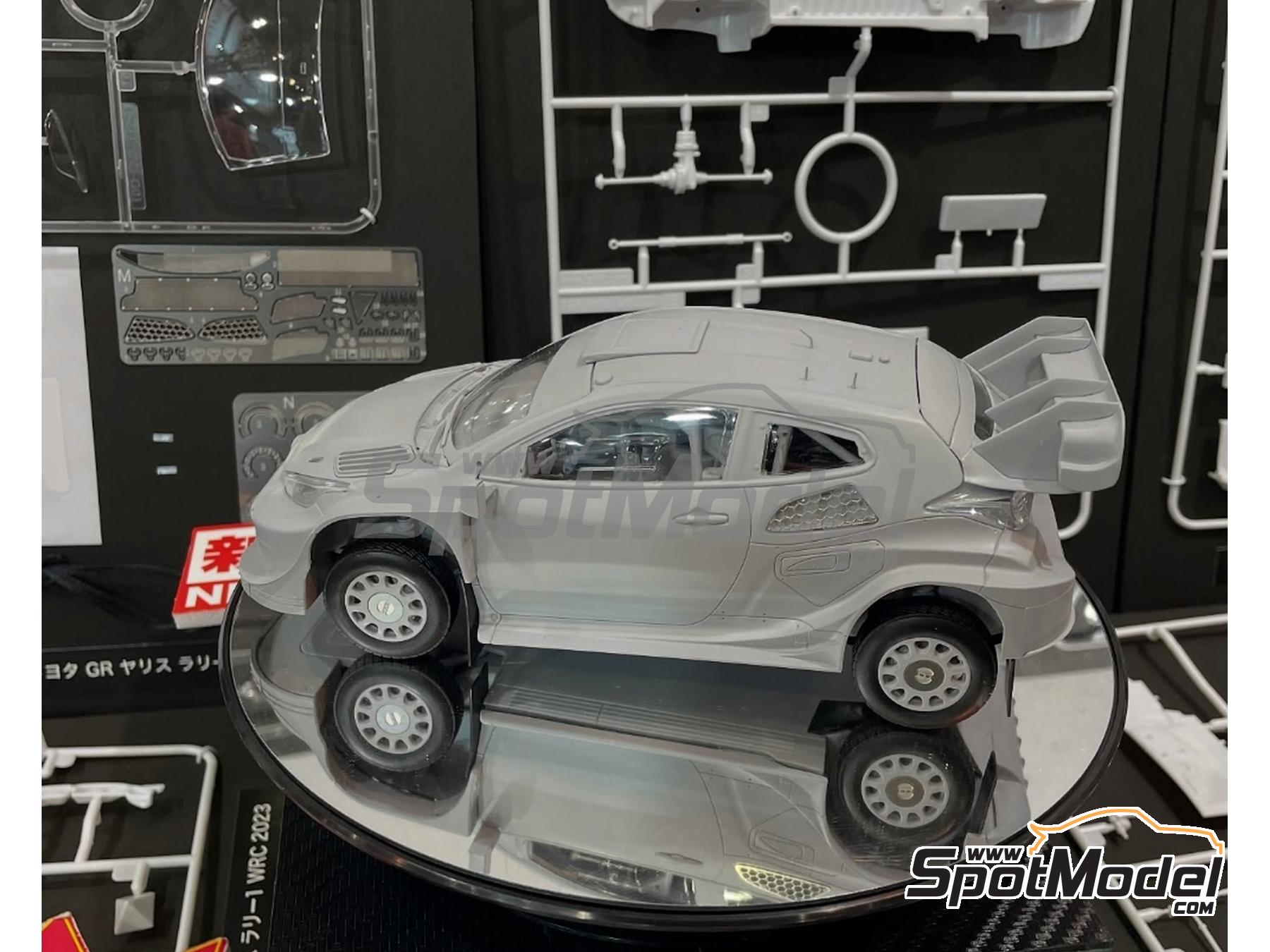 Belkits BEL026: Car scale model kit 1/24 scale - Toyota Yaris GR Hybrid ...