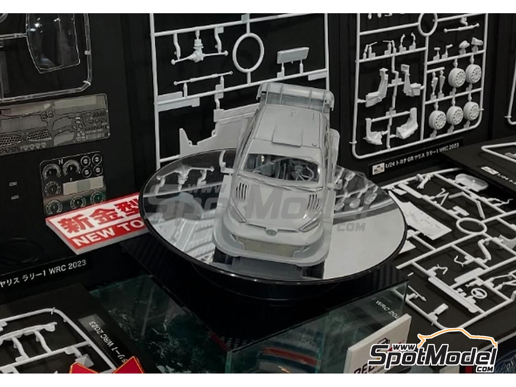 Belkits BEL026: Car scale model kit 1/24 scale - Toyota Yaris GR Hybrid ...