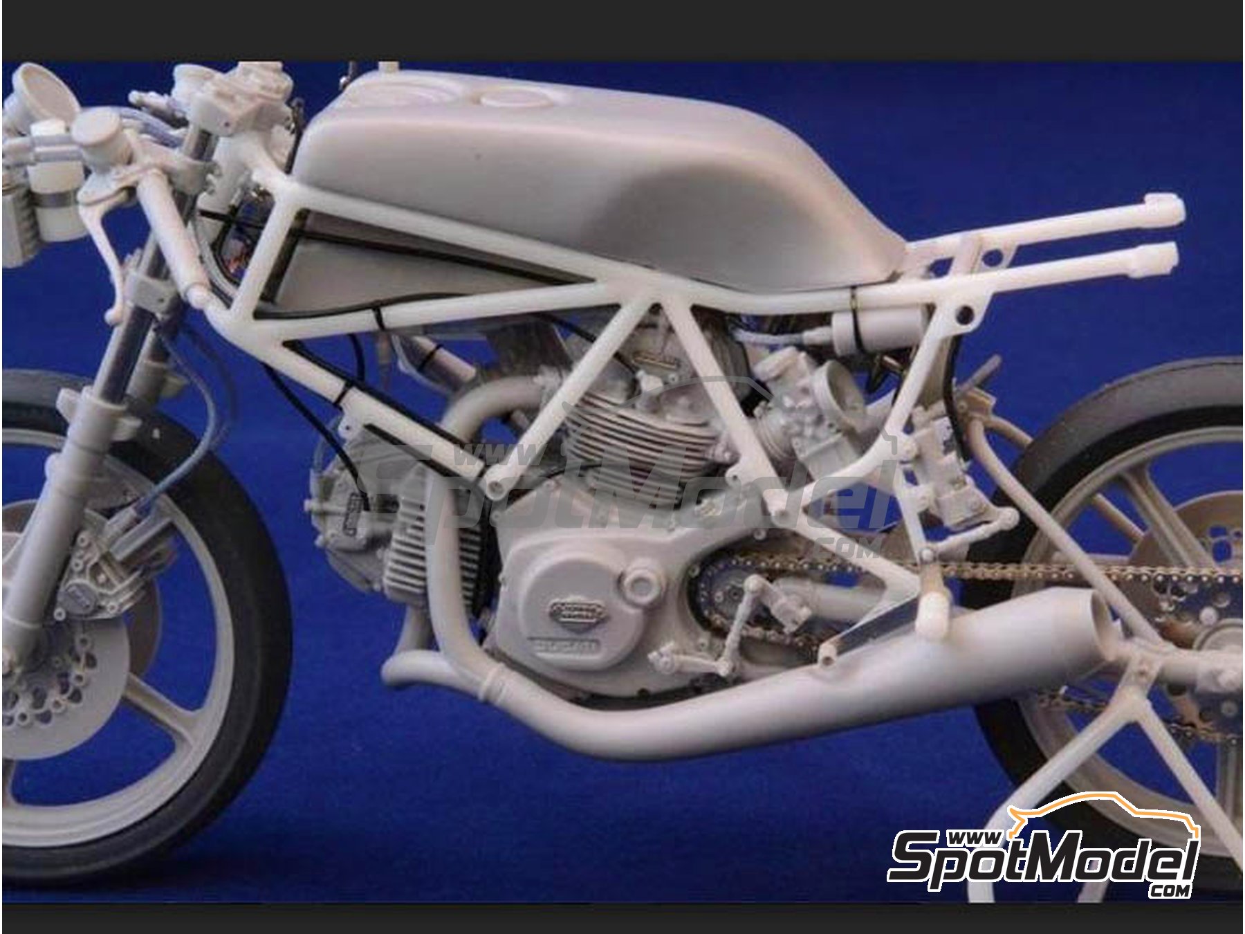 Brach Model BM-VR07: Motorbike scale model kit 1/12 scale - Ducati ...