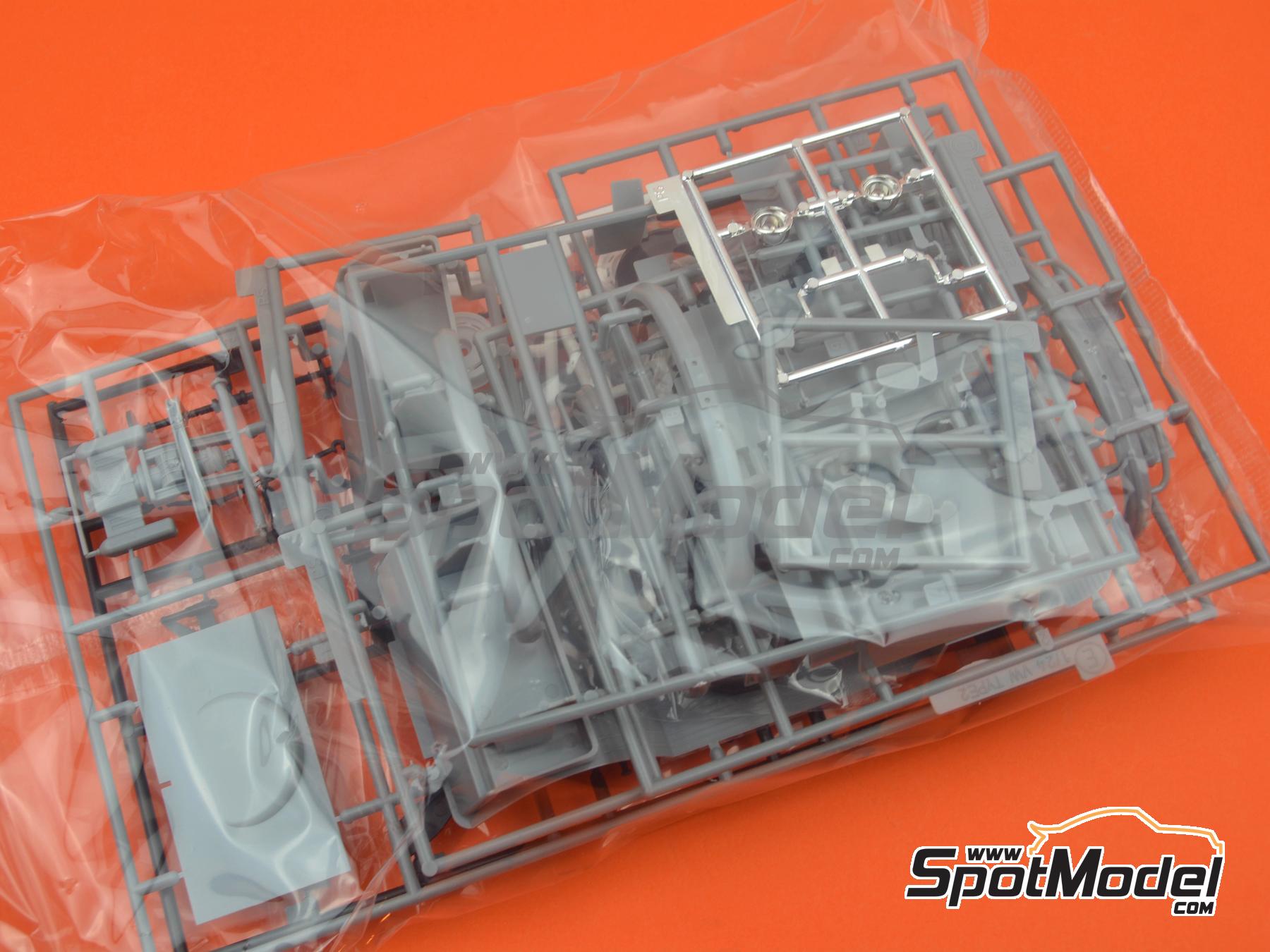 Hasegawa 20689: Van scale model kit 1/24 scale - Volkswagen Transporter ...