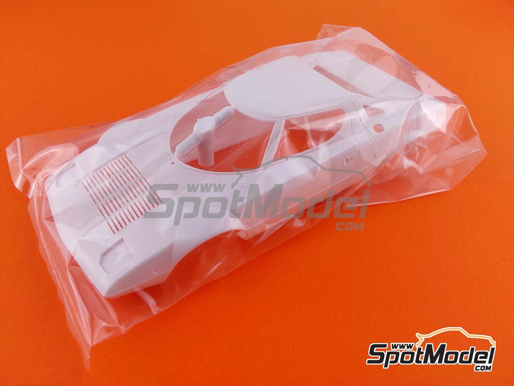 Hasegawa 20692: Car scale model kit 1/24 scale - Lancia Stratos HF ...