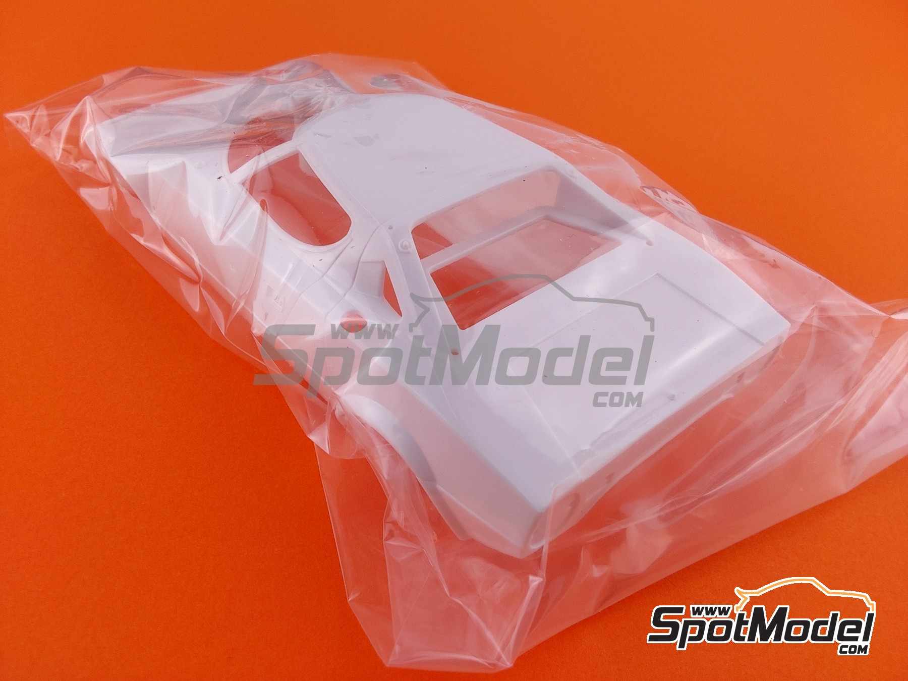 Hasegawa 20692: Car scale model kit 1/24 scale - Lancia Stratos HF ...