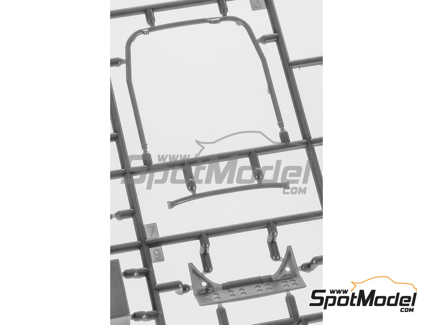 Hasegawa 20734: Car scale model kit 1/24 scale - Toyota Starlet KP61 ...