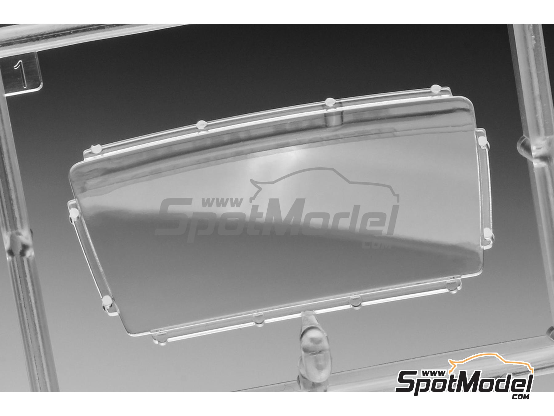 Hasegawa 20734: Car scale model kit 1/24 scale - Toyota Starlet KP61 ...