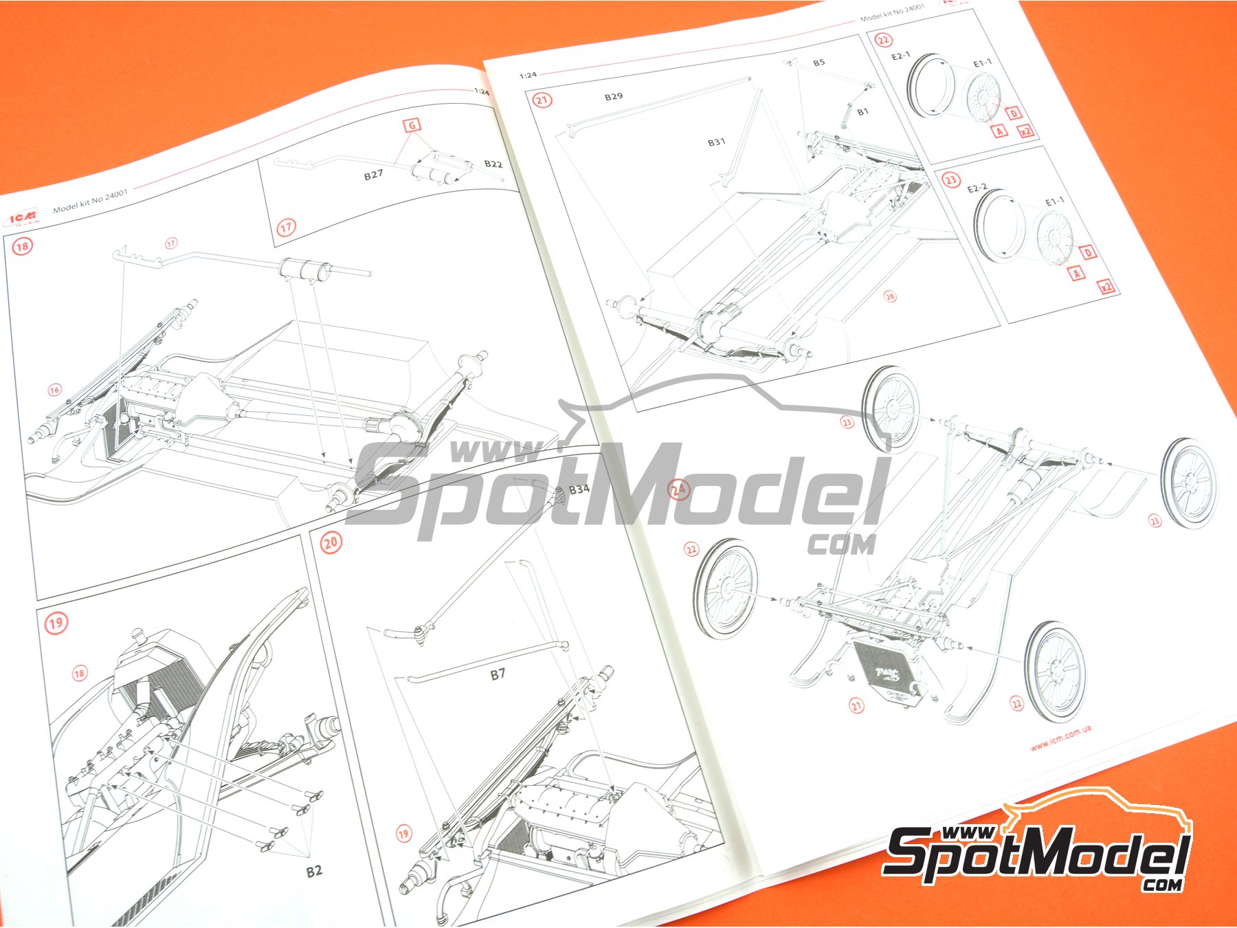 ICM 24001: Car scale model kit 1/24 scale - Ford Model T Roadster 1913 ...