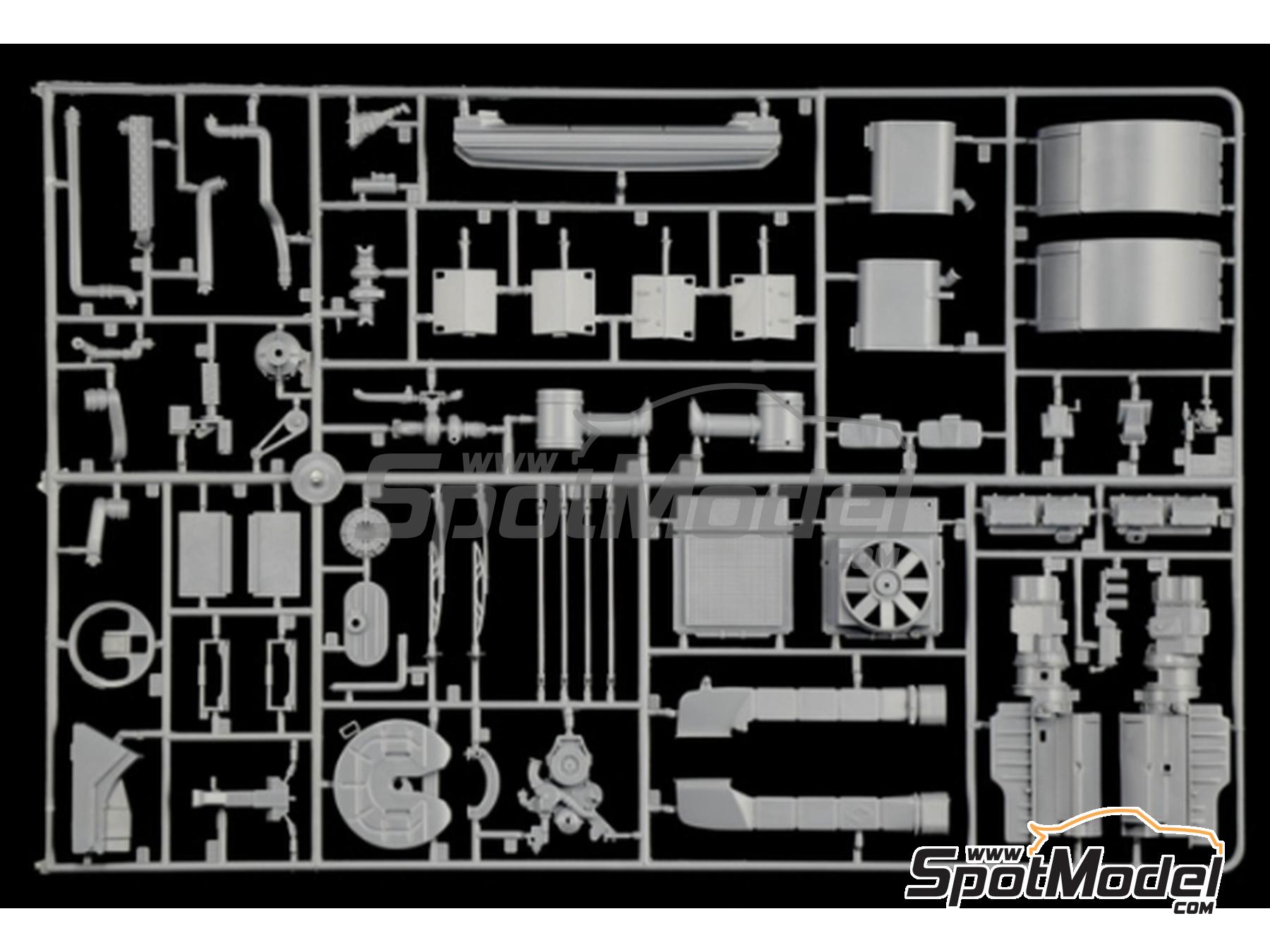 Italeri 3969: Tractor head scale model kit 1/24 scale - Renault Magnum ...