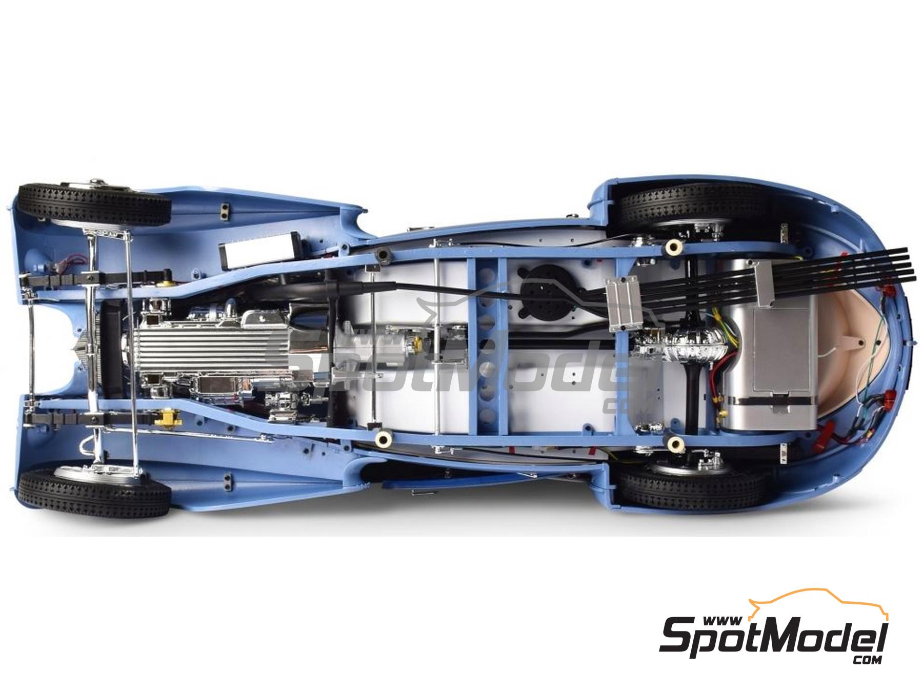 Ixo Collections IXC.BGA.FK: Car scale model kit 1/8 scale - Bugatti ...