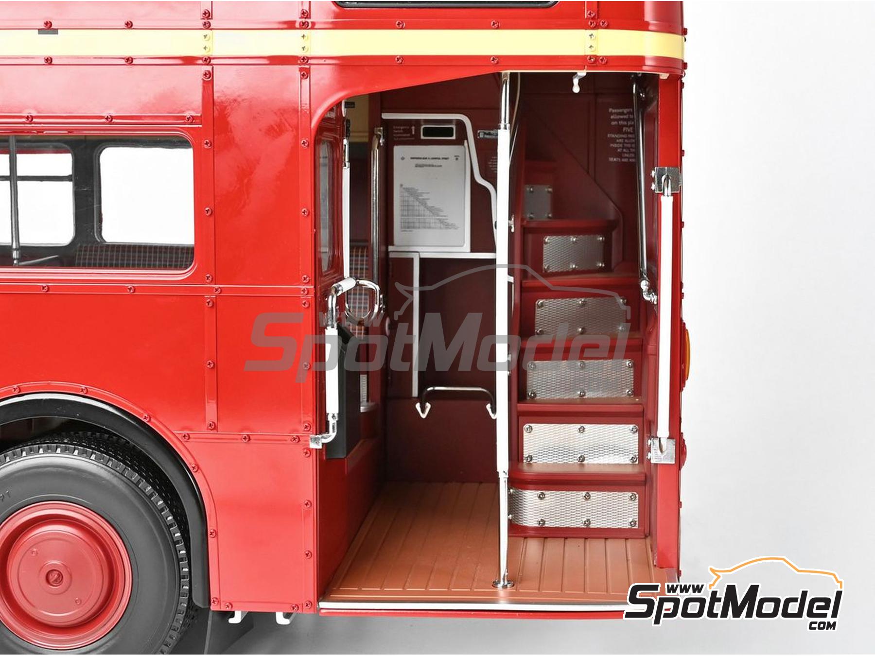 Ixo Collections 520010124: Bus scale model kit 1/12 scale - Routemaster ...