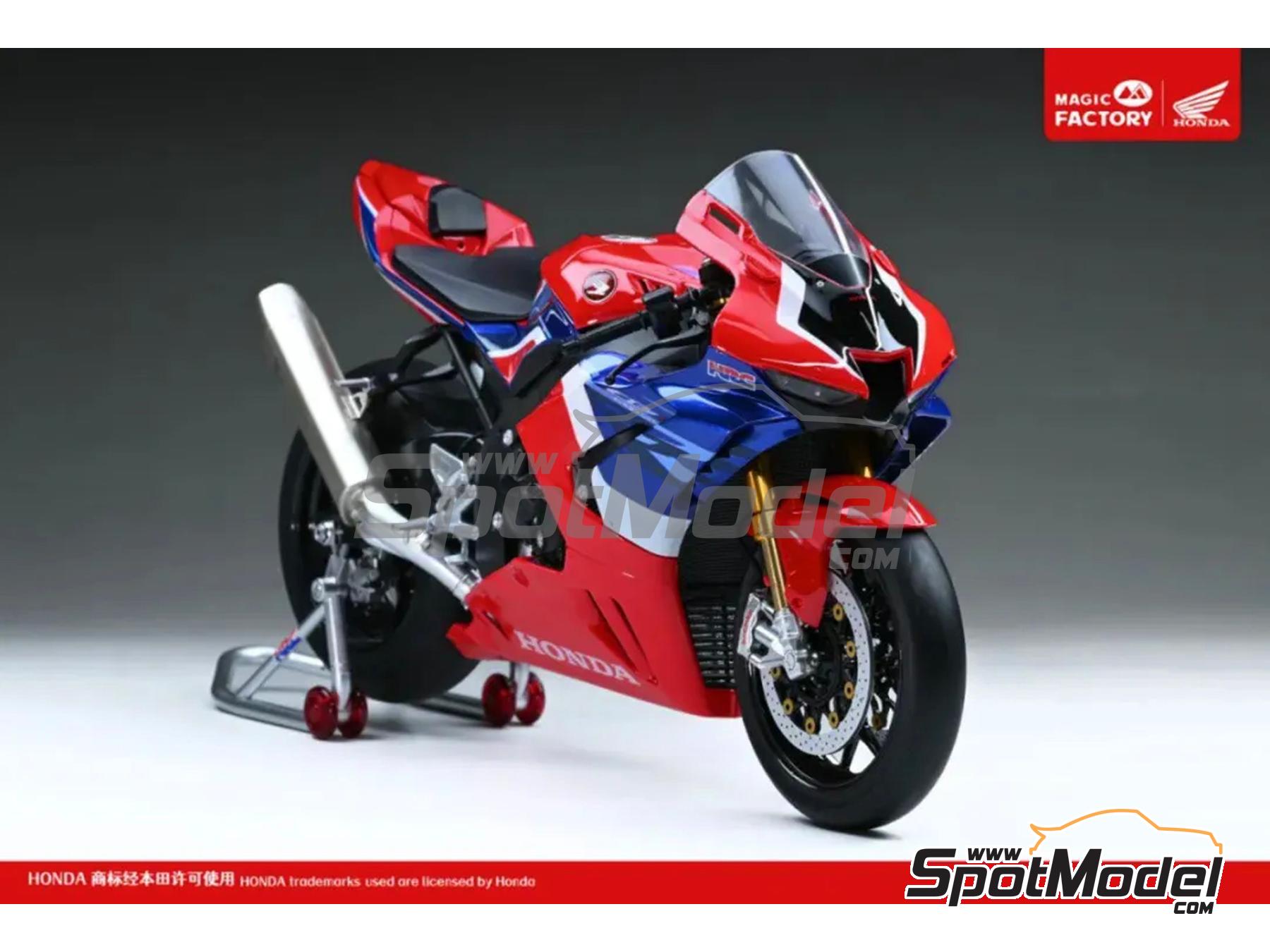 Magic Factory 1402: Motorbike scale model kit 1/9 scale - Honda ...