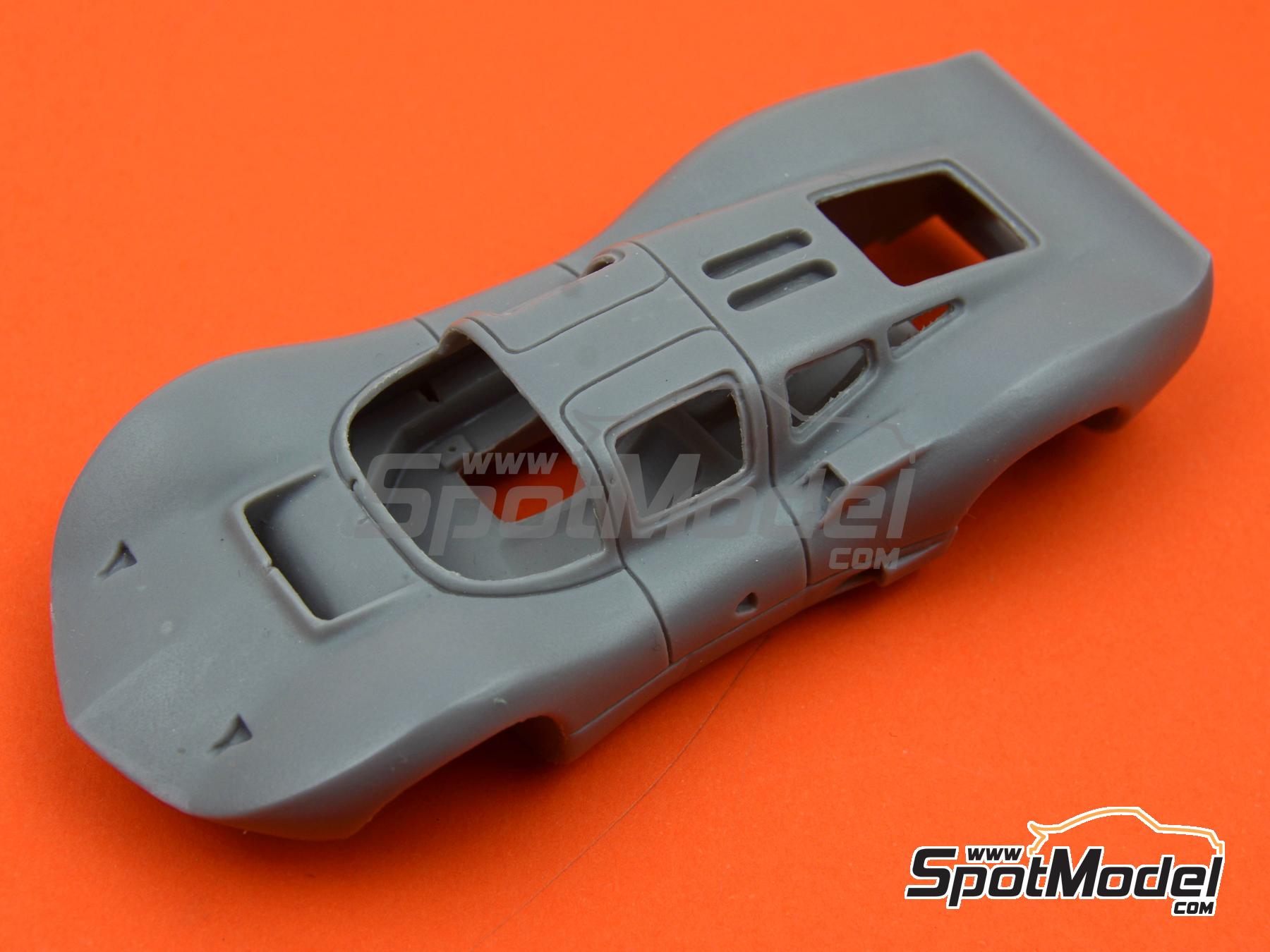 Marsh Models MM322: Car scale model kit 1/43 scale - Chaparral 2D ...