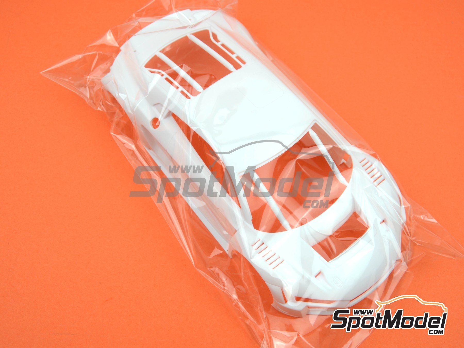 Nunu NU-24024: Car scale model kit 1/24 scale - Audi R8 LMS GT3 Audi Sport Customer Racing Team ...