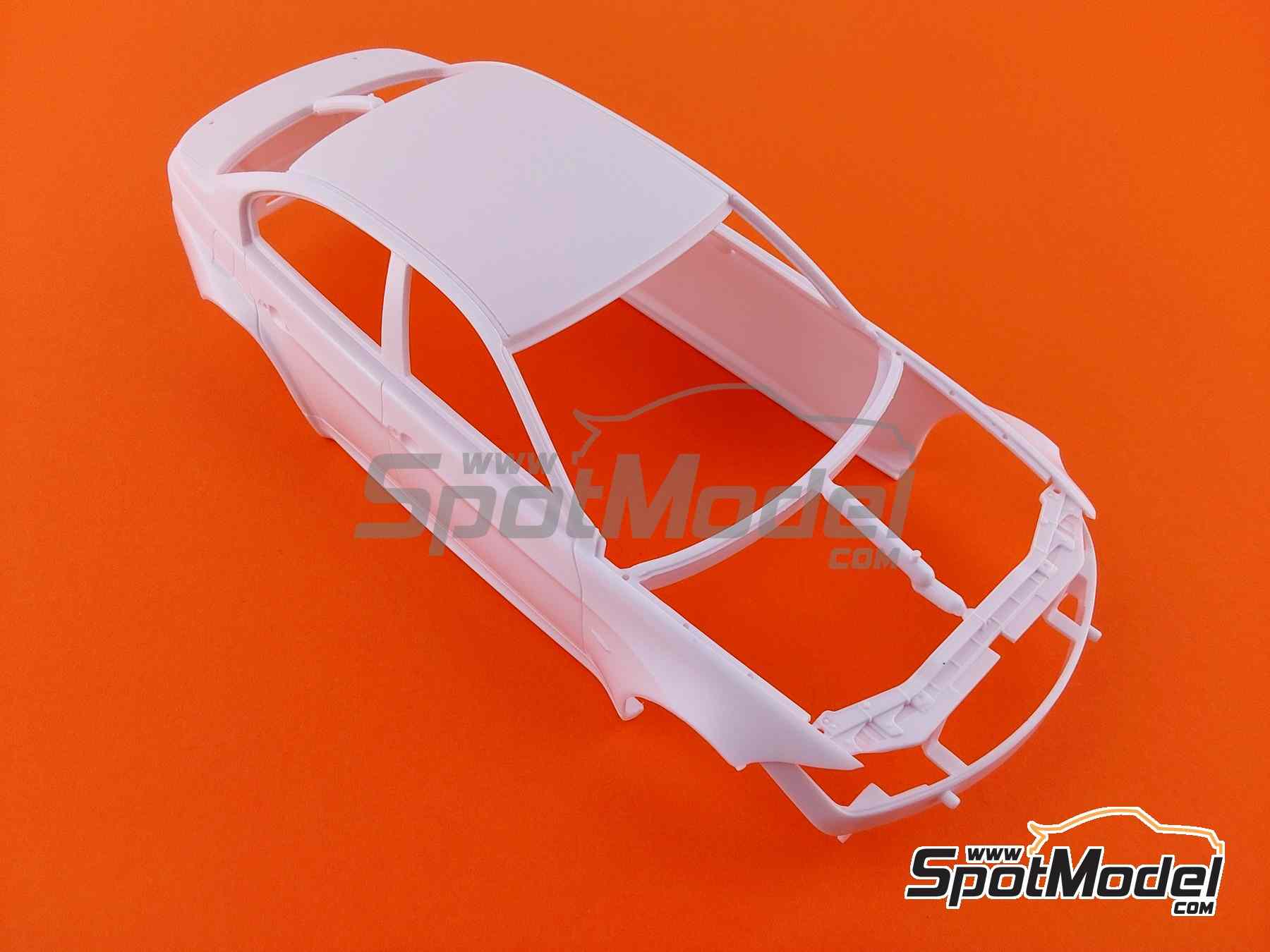 Nunu PN24037-UNBOX: Car scale model kit 1/24 scale - BMW 320si E90 2008 ...