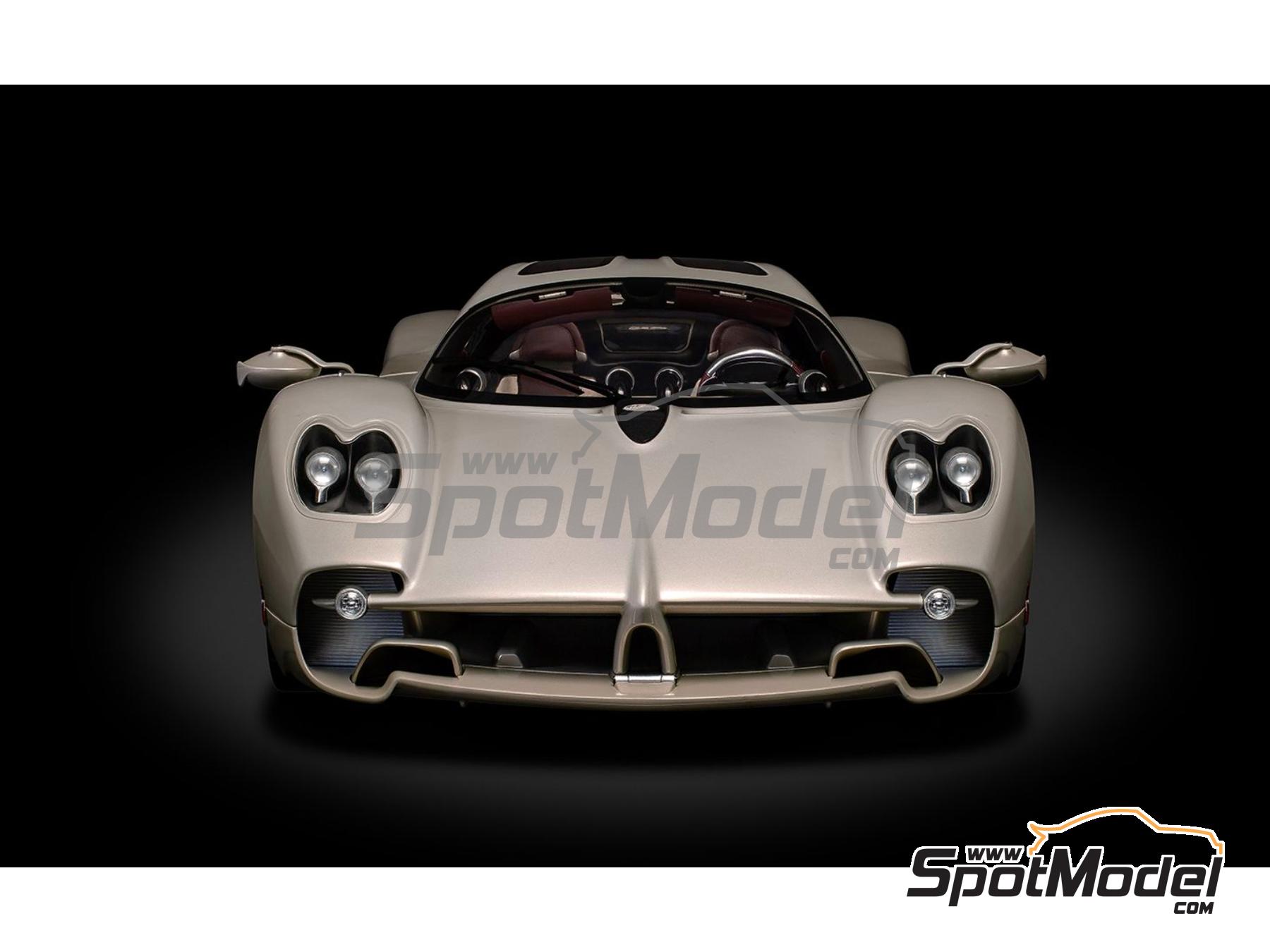 Pocher HK120: Car scale model kit 1/8 scale - Pagani Utopia Coupe - Rinascimento Lucido (ref ...