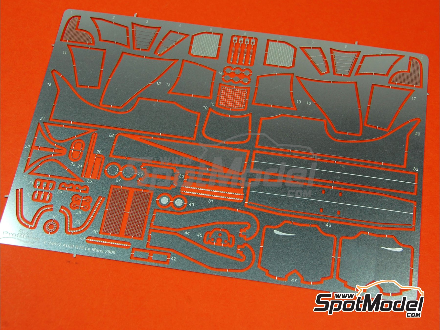 Profil24 P24072K: Car scale model kit 1/24 scale - Audi R15 Tdi ...