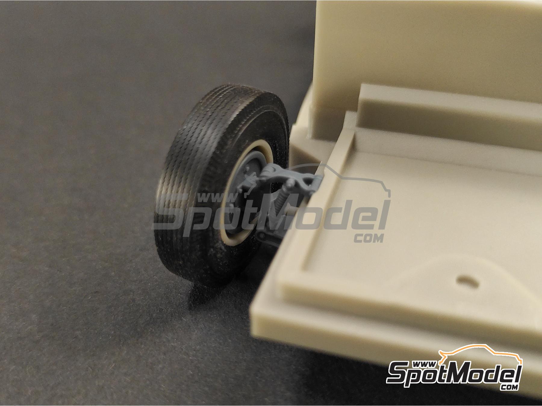Red Wheel RW25001: Scale model kit 1/25 scale - Tucker 48 (ref. RW25001 ...