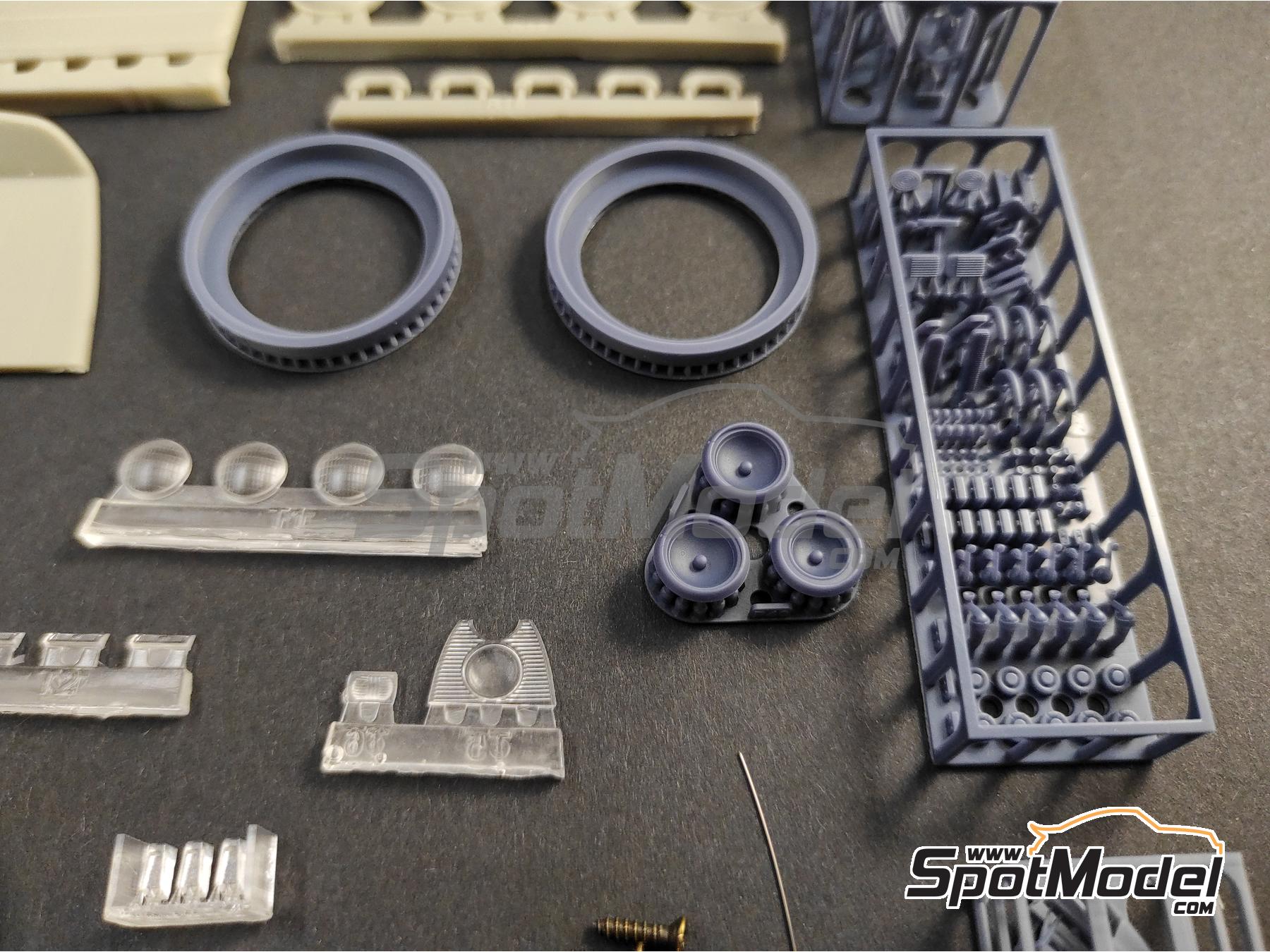 Red Wheel RW25001: Scale model kit 1/25 scale - Tucker 48 (ref. RW25001 ...