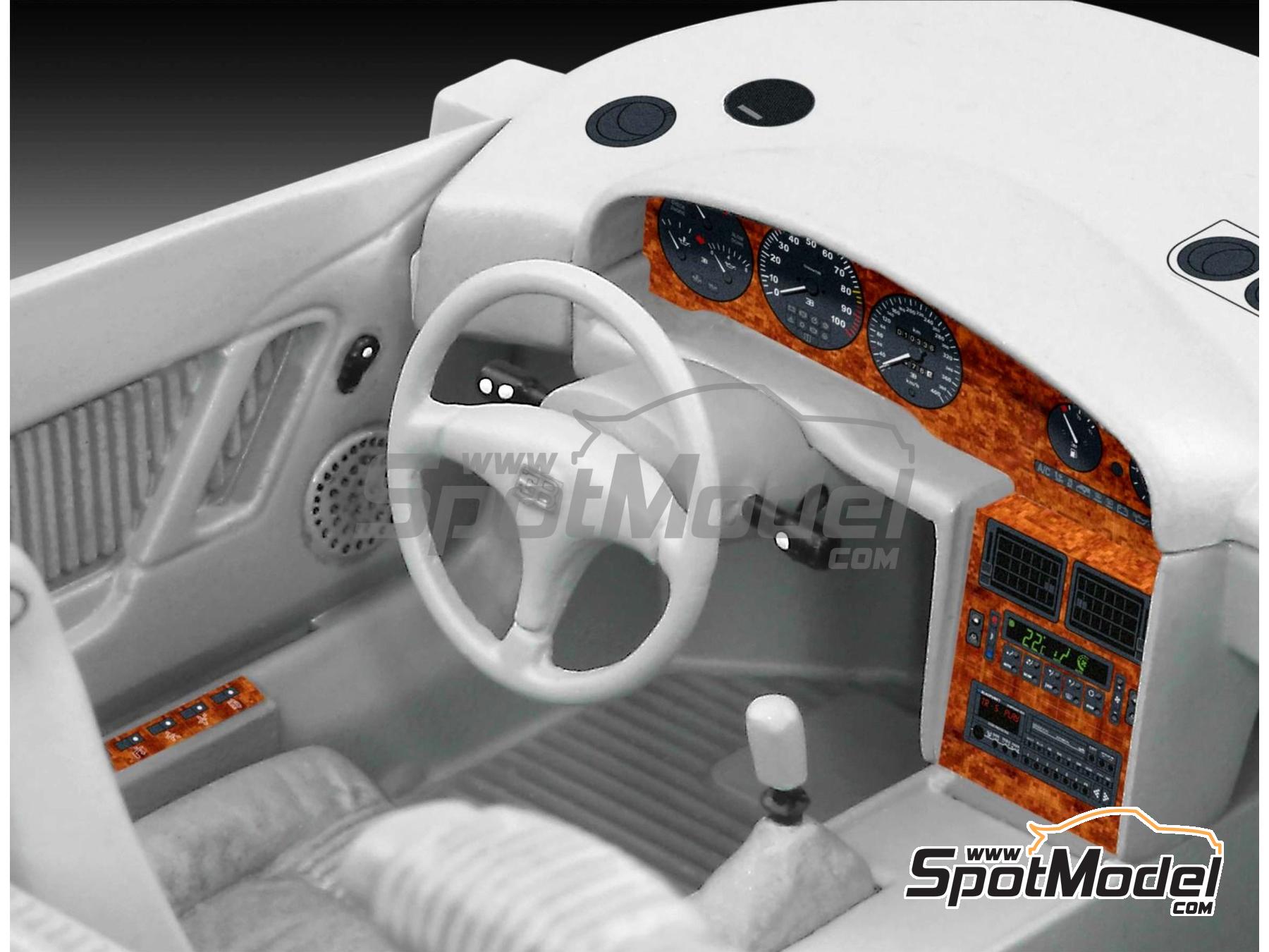 Revell 07353: Car scale model kit 1/24 scale - Bugatti EB110 (ref ...