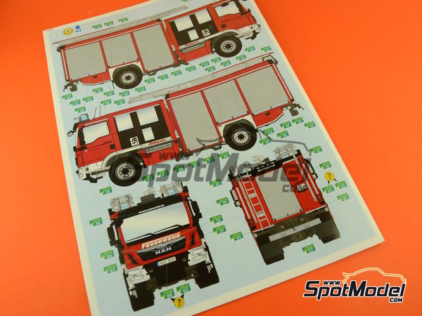 Revell 07452: Special vehicle scale model kit 1/24 scale - MAN TGM ...