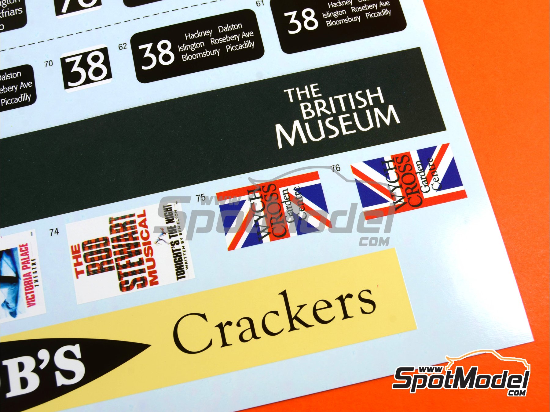 Revell 07651: Bus scale model kit 1/24 scale - London Routermaster bus ...