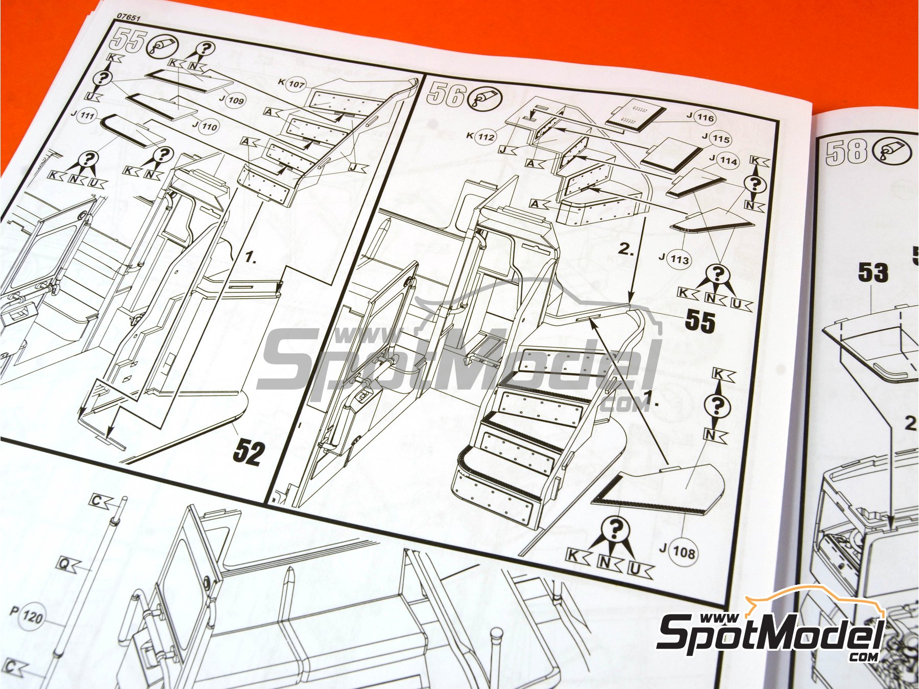 Revell 07651: Bus scale model kit 1/24 scale - London Routermaster bus ...