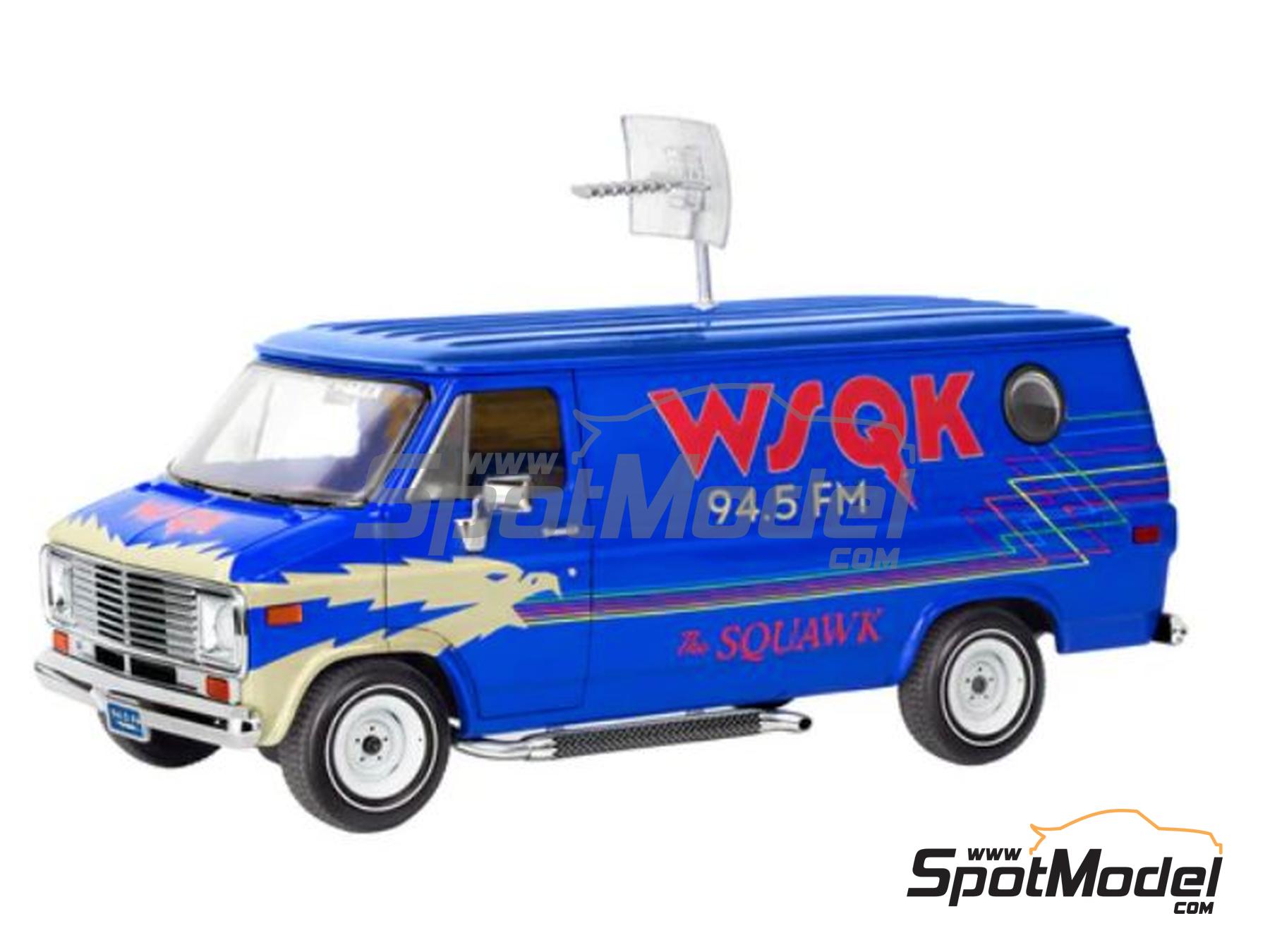 Revell 07732: Van scale model kit 1/25 scale - GMC Squawk Van Stranger ...