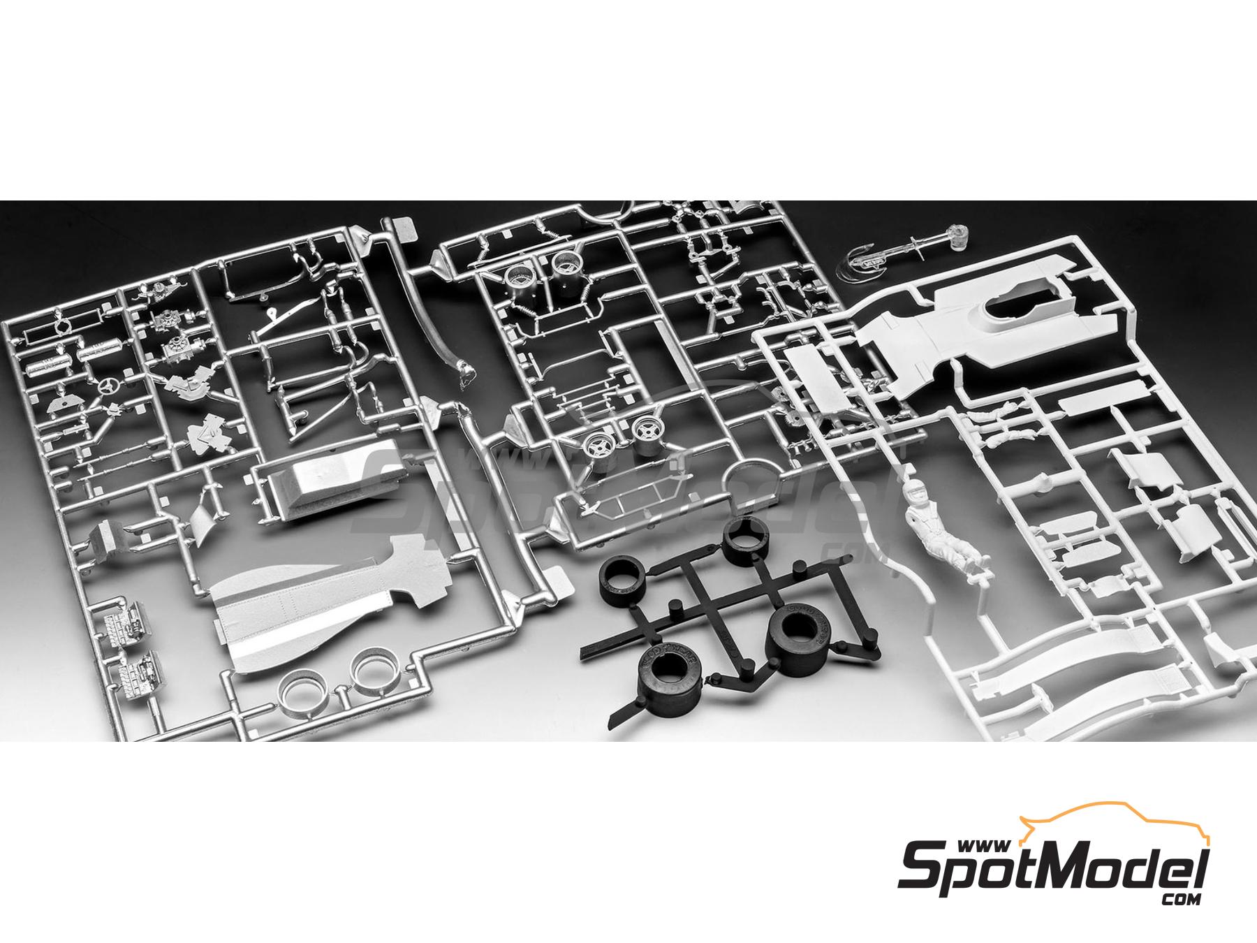 Revell 07739: Scale model kit 1/32 scale - Surtees Ford TS16/03 Surtees ...