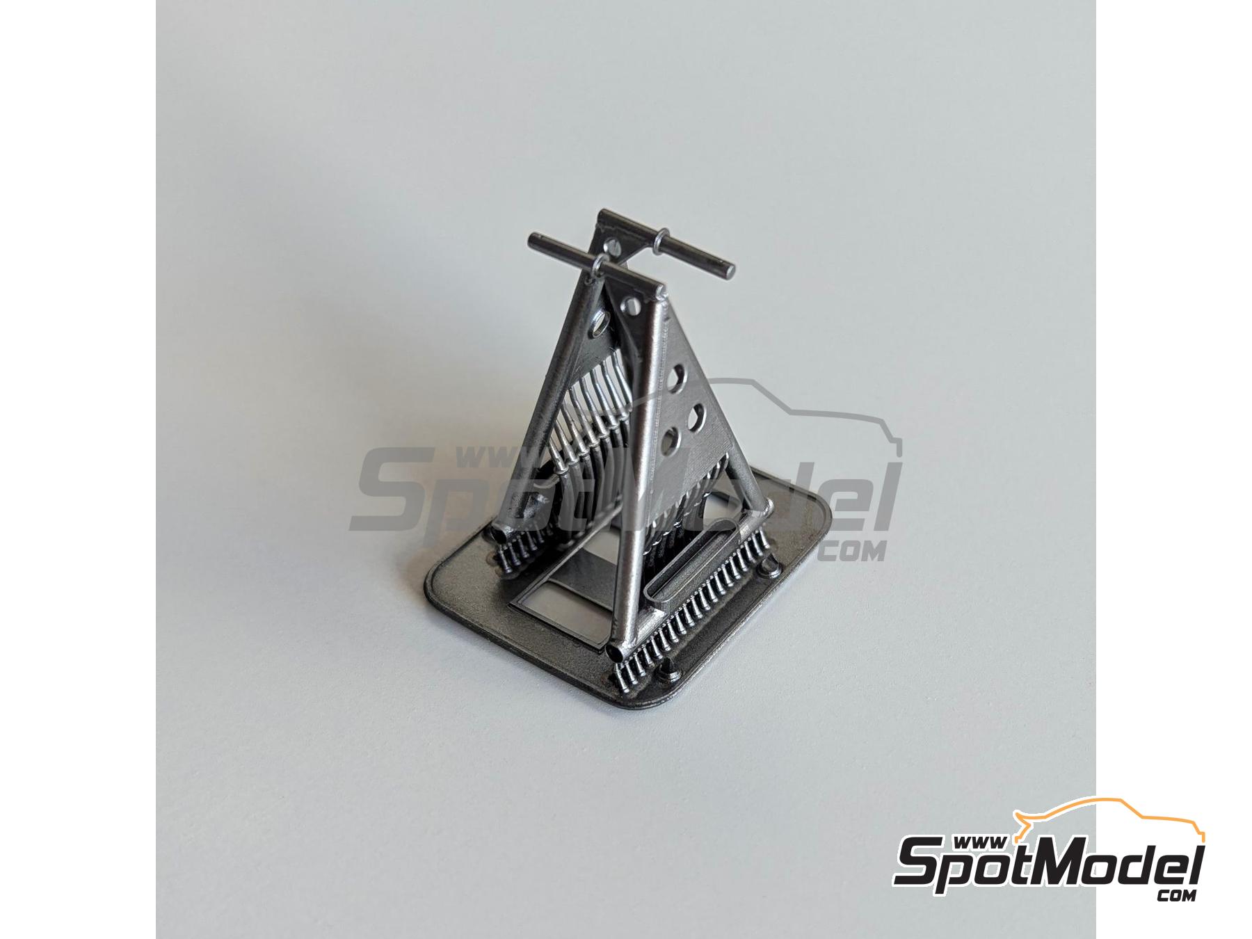 Scalecars.Online SCO-R073: Detail 1/24 scale - Service stands type 3 ...