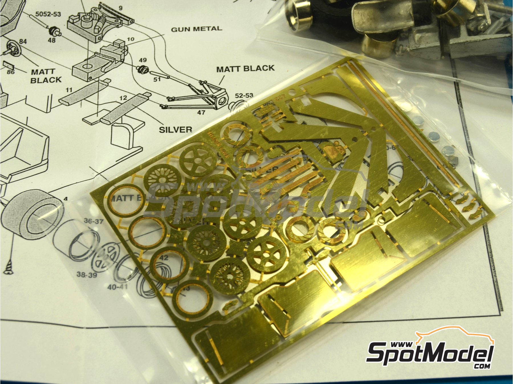 Tameo Kits SLK004: Car scale model kit 1/43 scale - Ferrari 333 SP ...