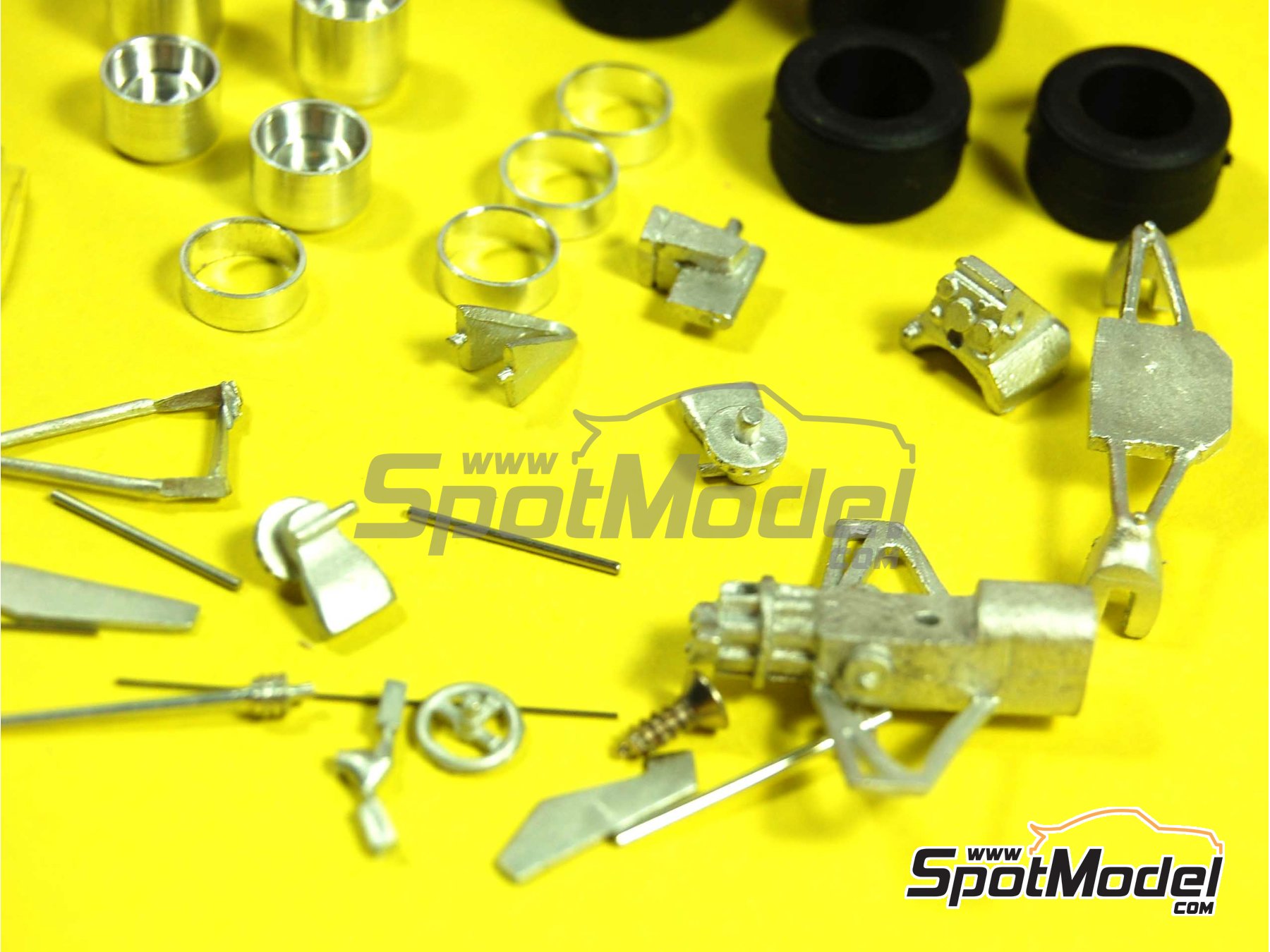 Tameo Kits TMK025: Car scale model kit 1/43 scale - Beatrice Hart THL1 ...