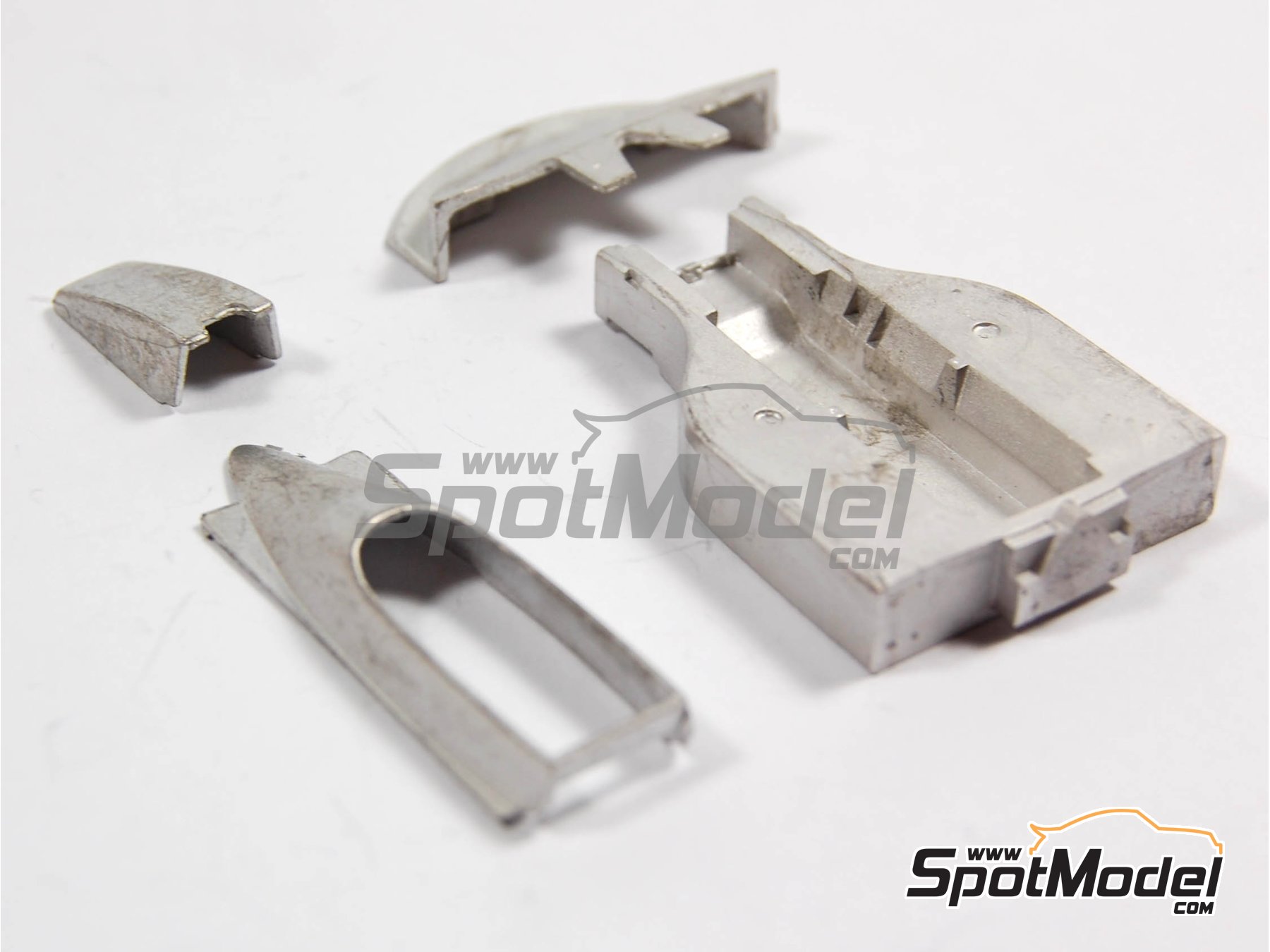 Tameo Kits TMK235: Car scale model kit 1/43 scale - March Ford 761 Beta ...