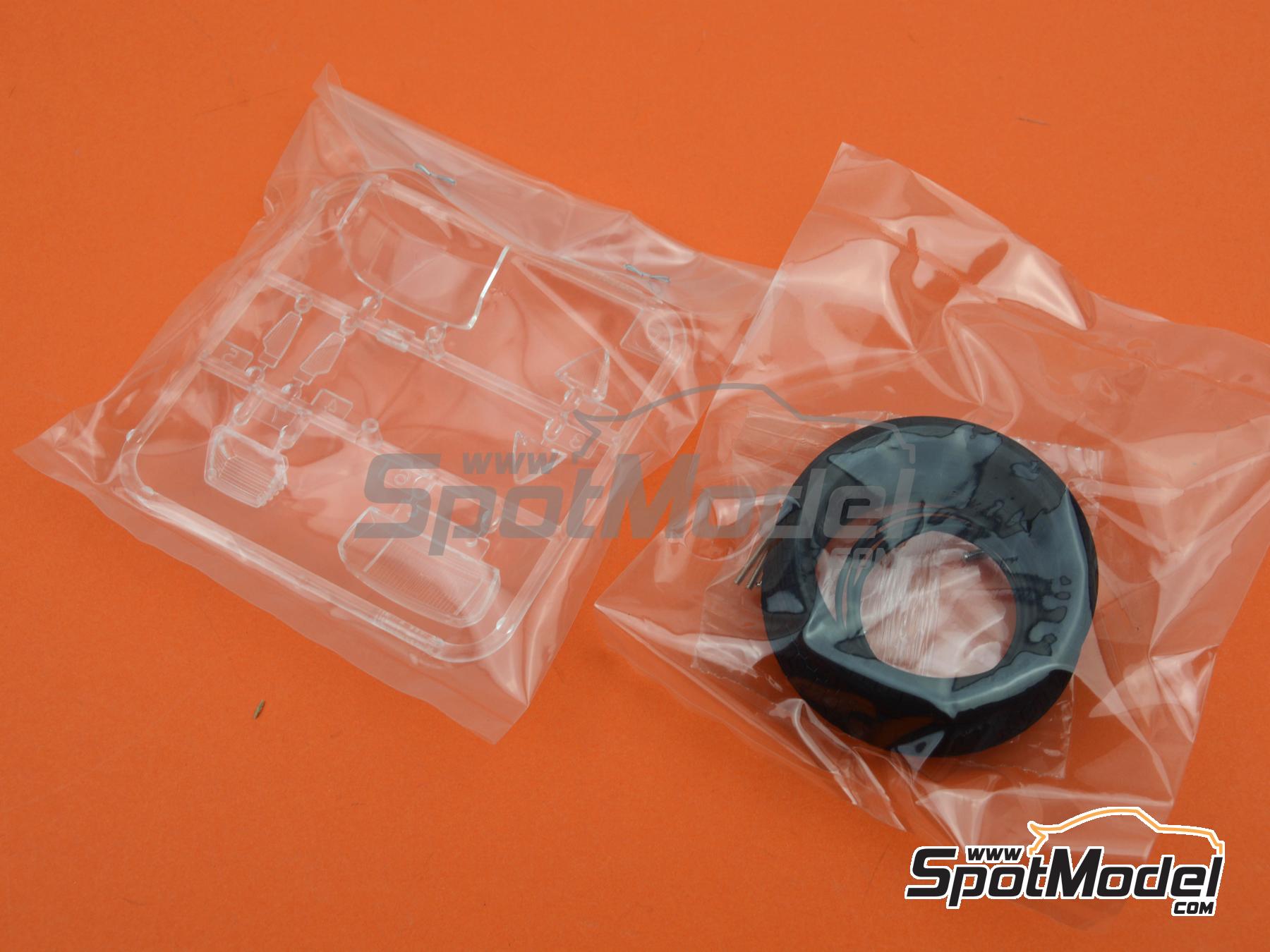 Tamiya 14016: Motorbike scale model kit 1/12 scale - Honda CX500 Turbo ...