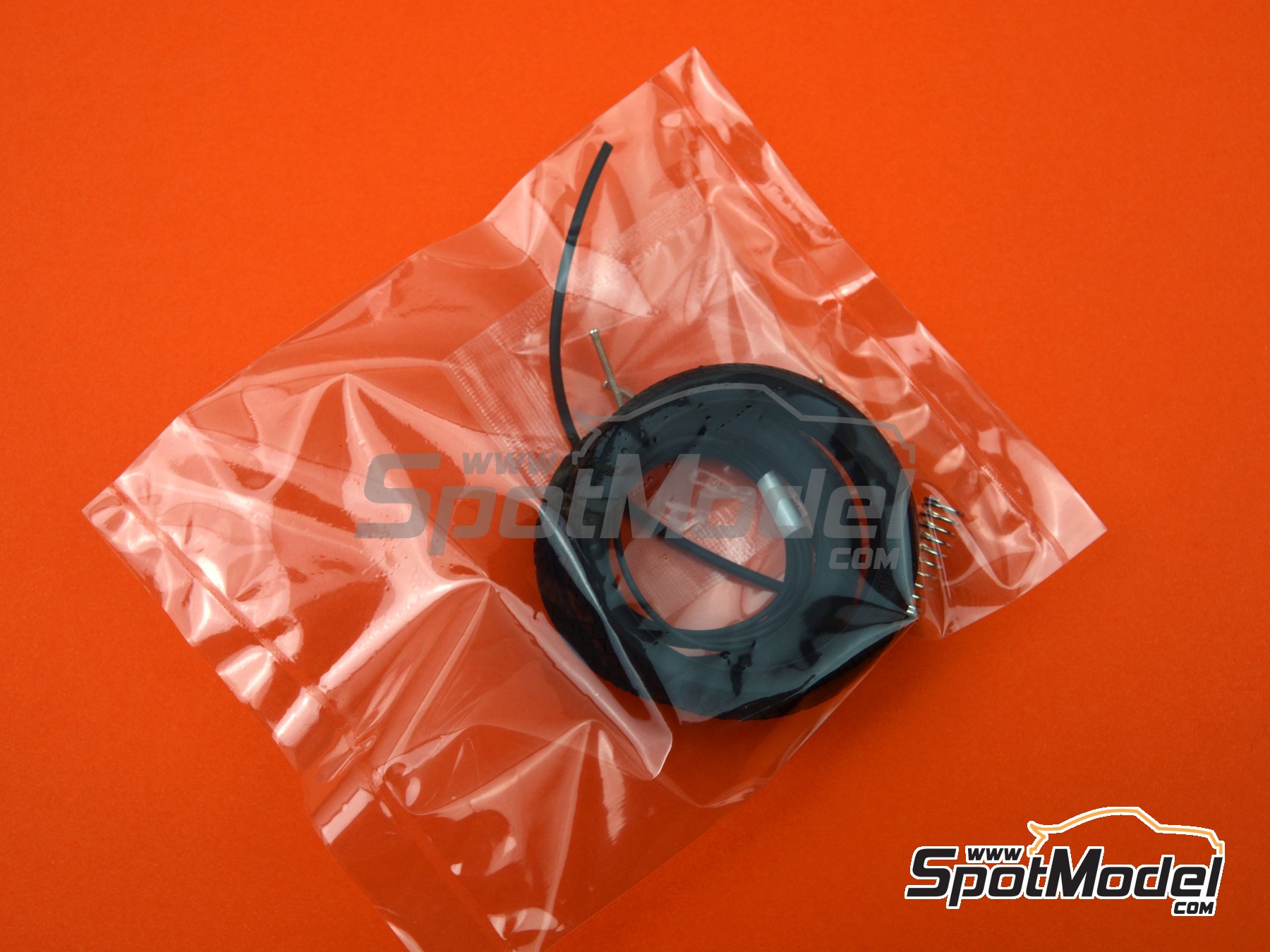 Tamiya 14029: Motorbike scale model kit 1/12 scale - Suzuki RG250 Gamma ...