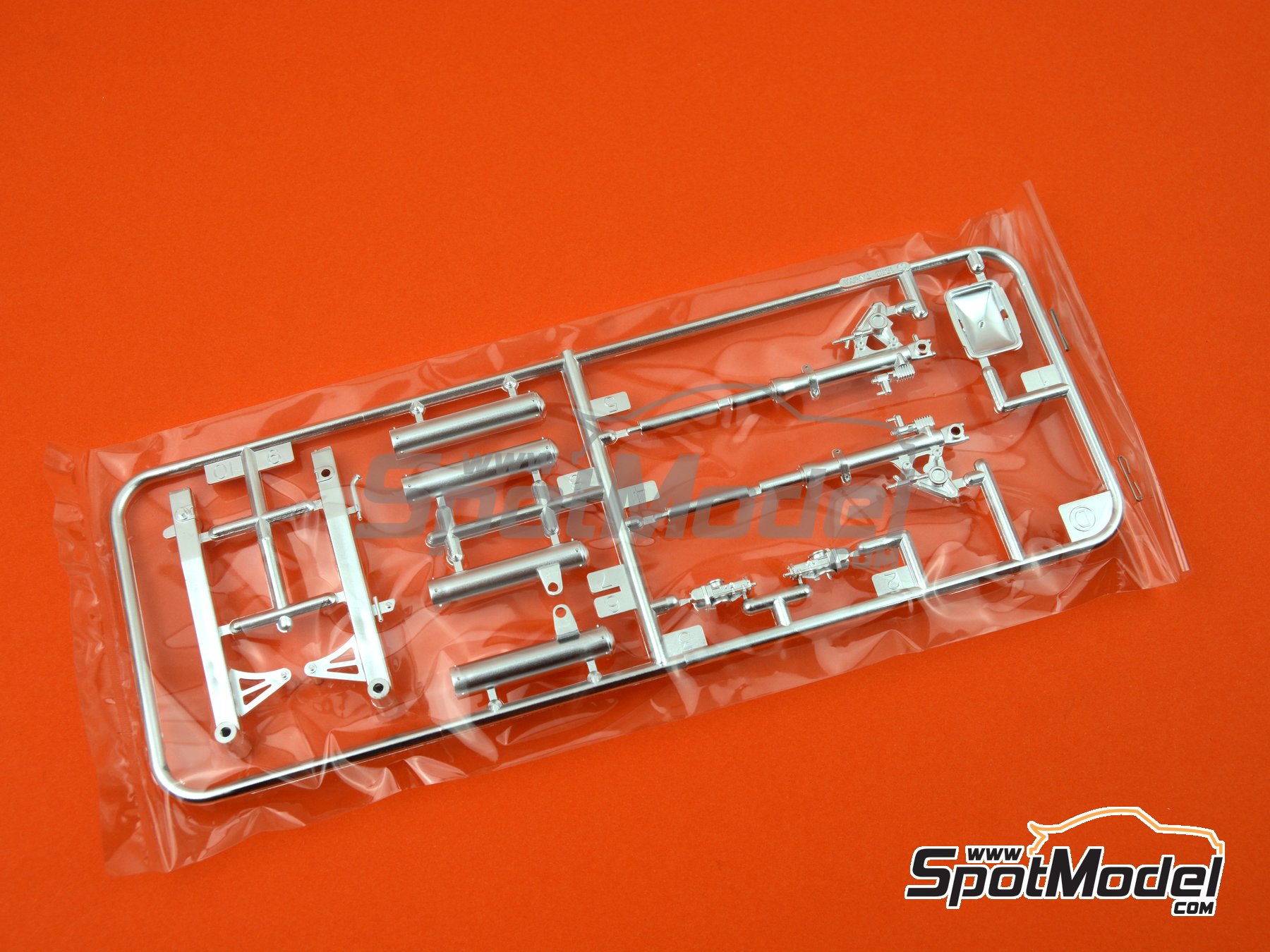 Tamiya 14029: Motorbike scale model kit 1/12 scale - Suzuki RG250 Gamma ...