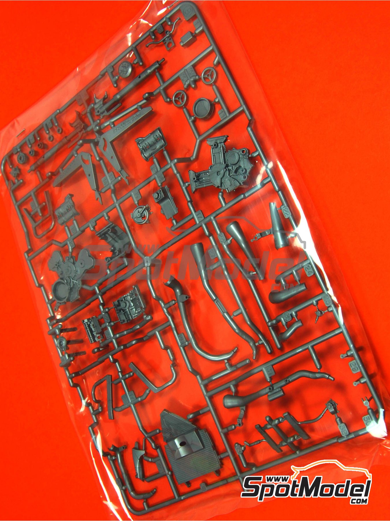 Tamiya 14101-SPRUE-B: Spare part 1/12 scale - Ducati Desmosedici GP4 ...