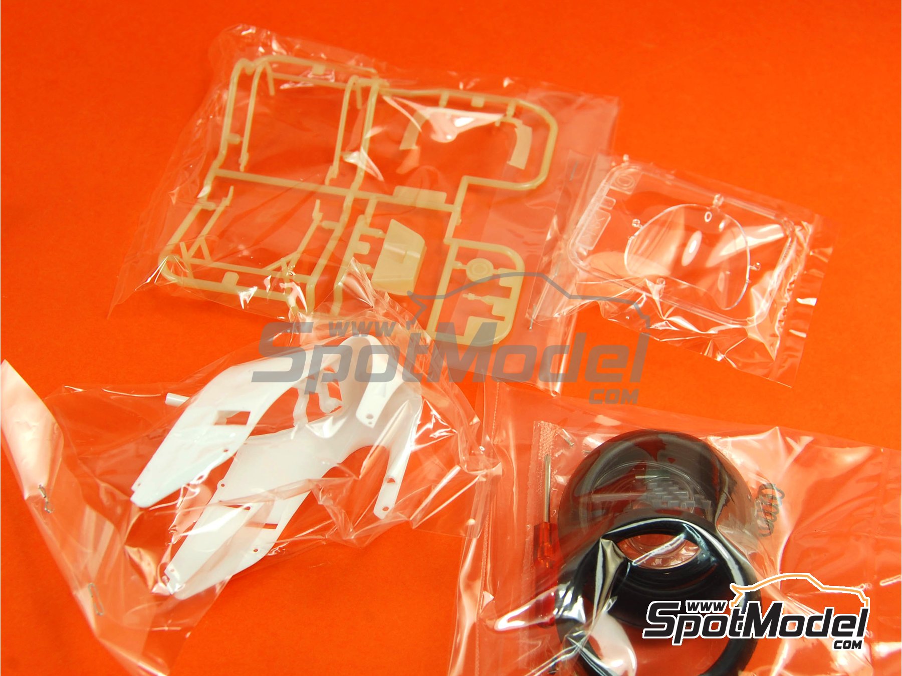 Tamiya 14121: Motorbike scale model kit 1/12 scale - Honda NSR500 Honda ...