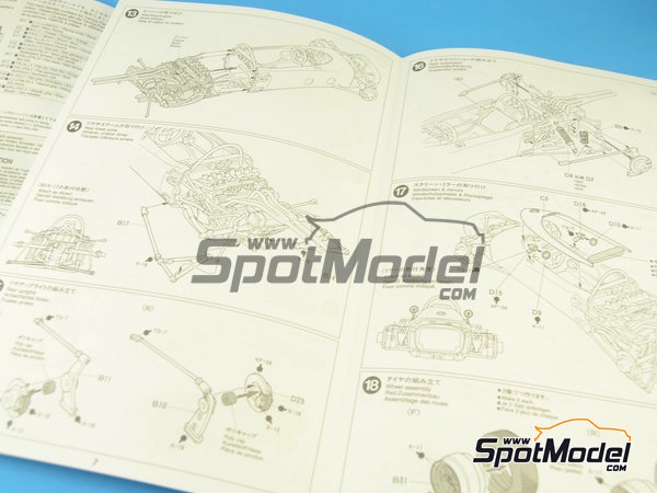 Tamiya 20043: Car scale model kit 1/20 scale - Honda RA272 #11, 12 ...