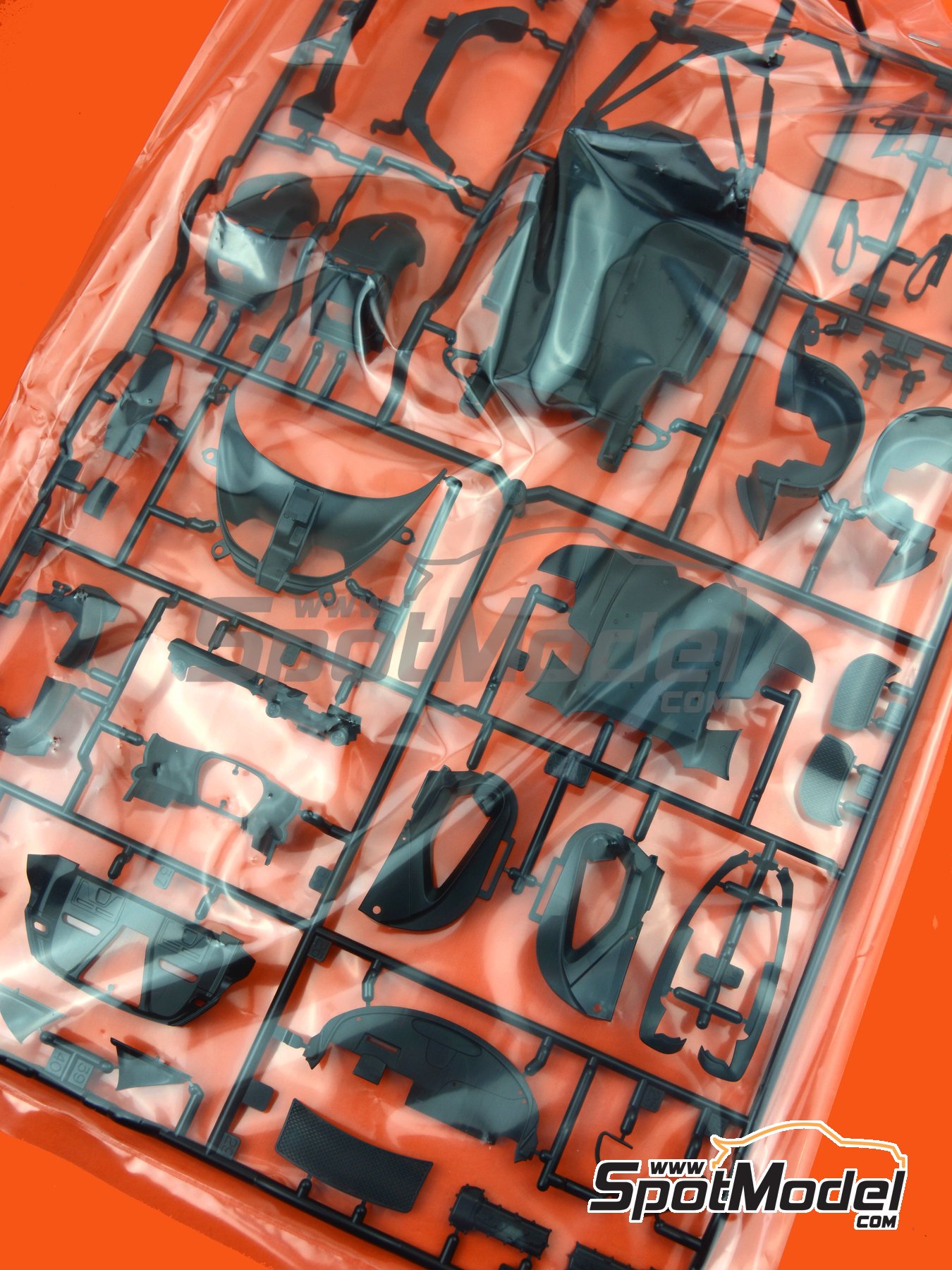 Tamiya 19006924: Spare part 1/24 scale - McLaren Senna: Sprue D - for ...