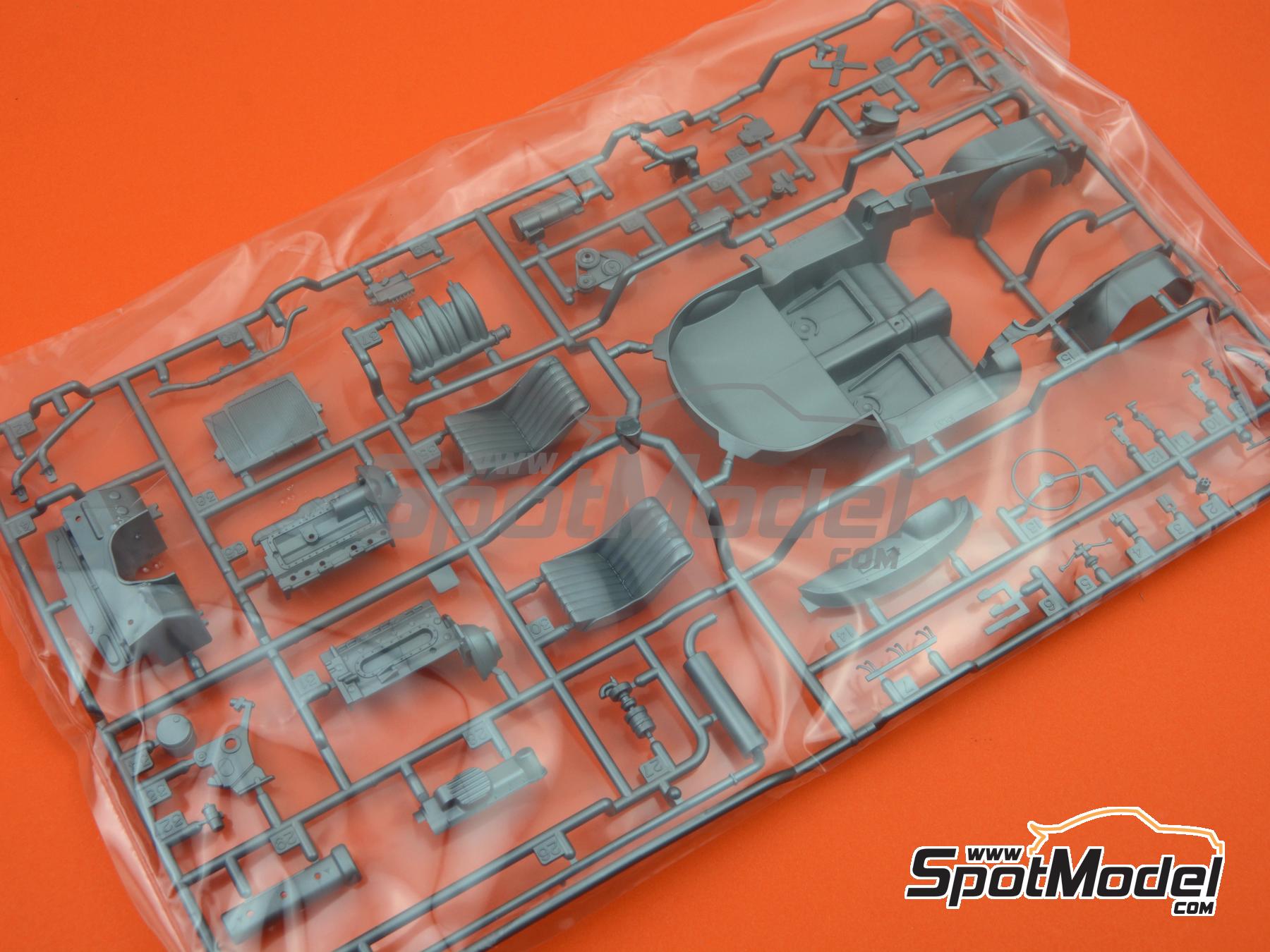 Tamiya 24366: Car scale model kit 1/24 scale - Mercedes-Benz 300SL ...