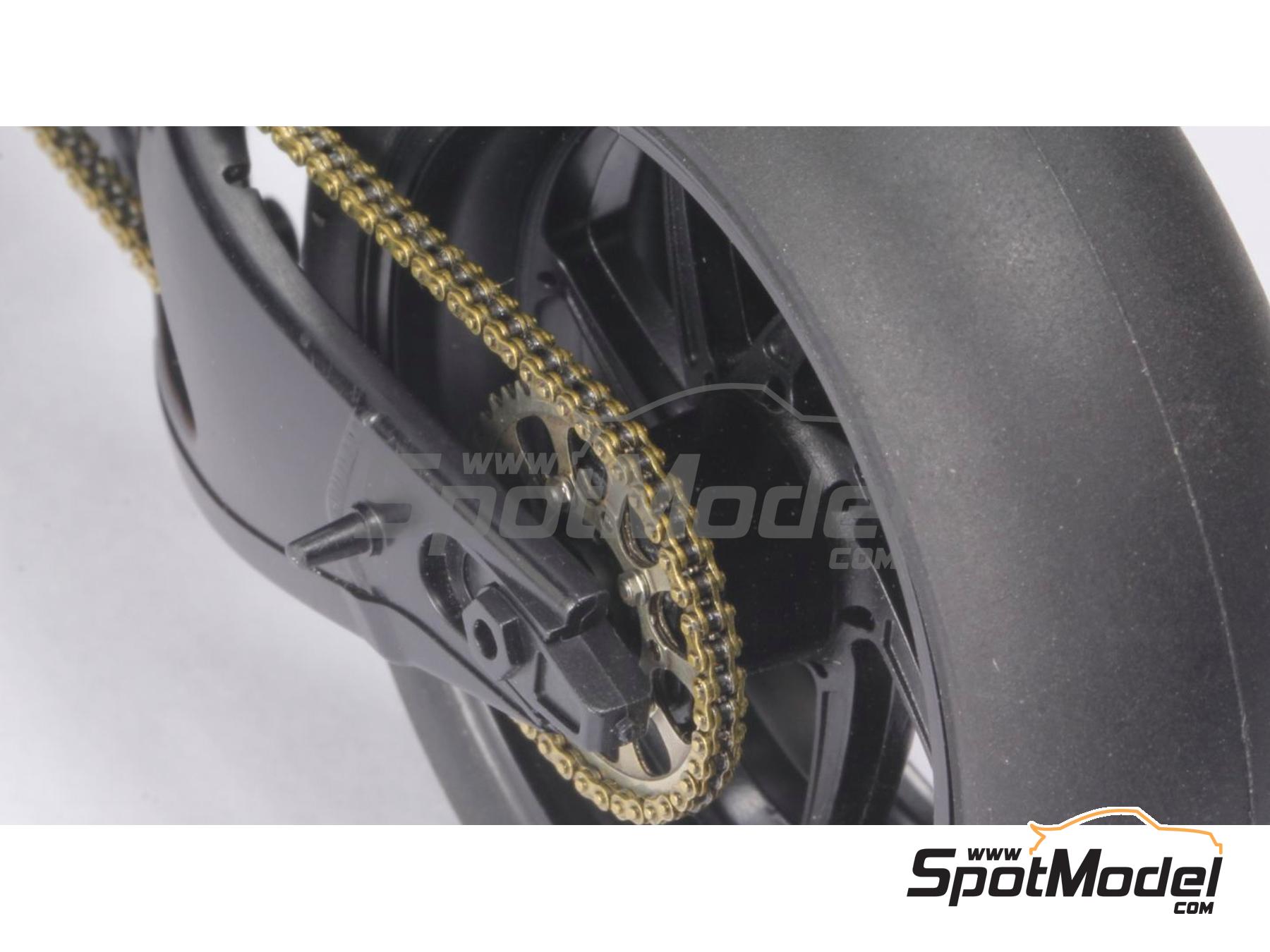 Top Studio TD23298: Chain set 1/12 scale - Suzuki GSX-RR - for Tamiya ...