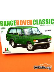 Revell 07047: Car scale model kit 1/24 scale - Land Rover Serie III LWB ...