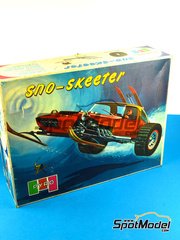 Car scale model kits: New products in 1/16 scale | SpotModel